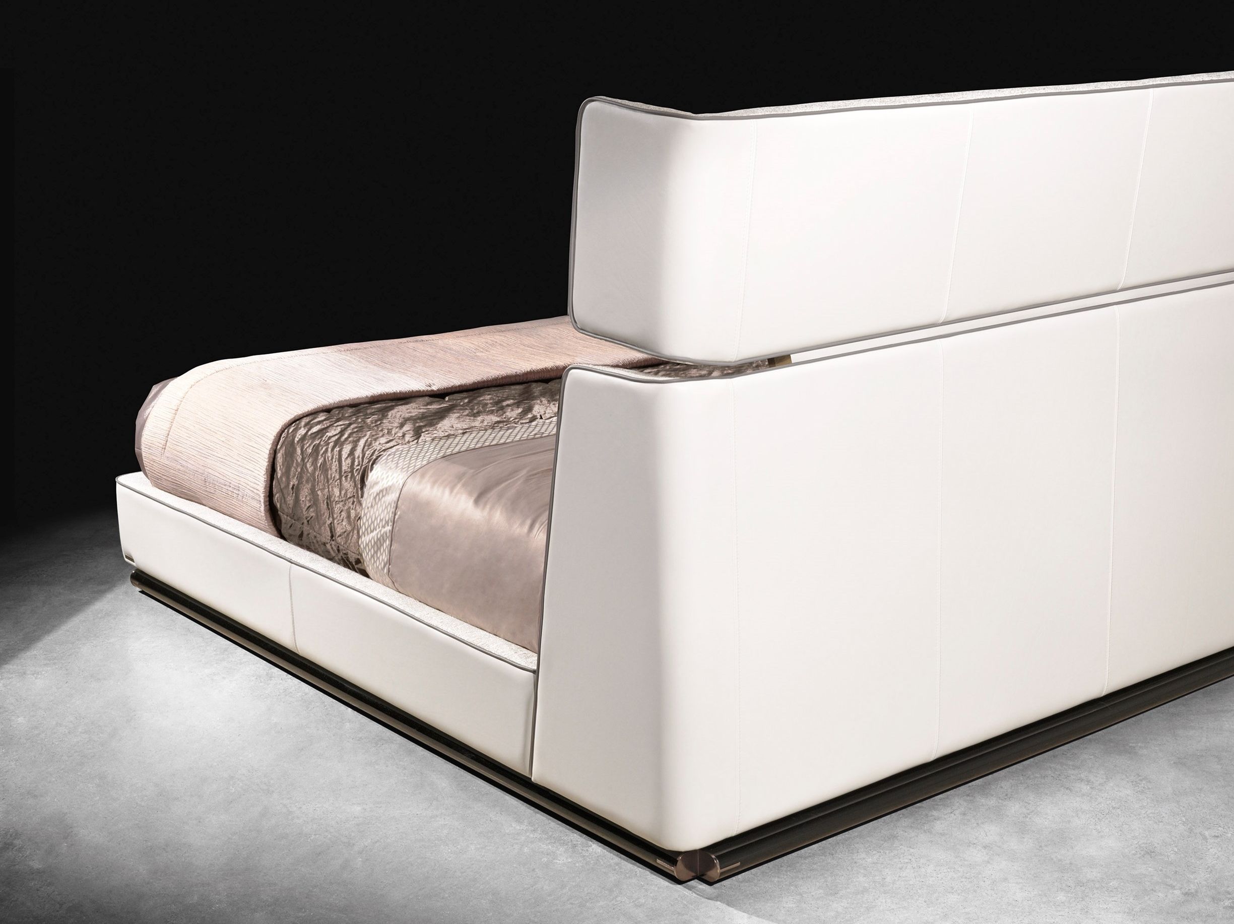 REVERIE Double bed with upholstered headboard By Visionnaire | design ...
