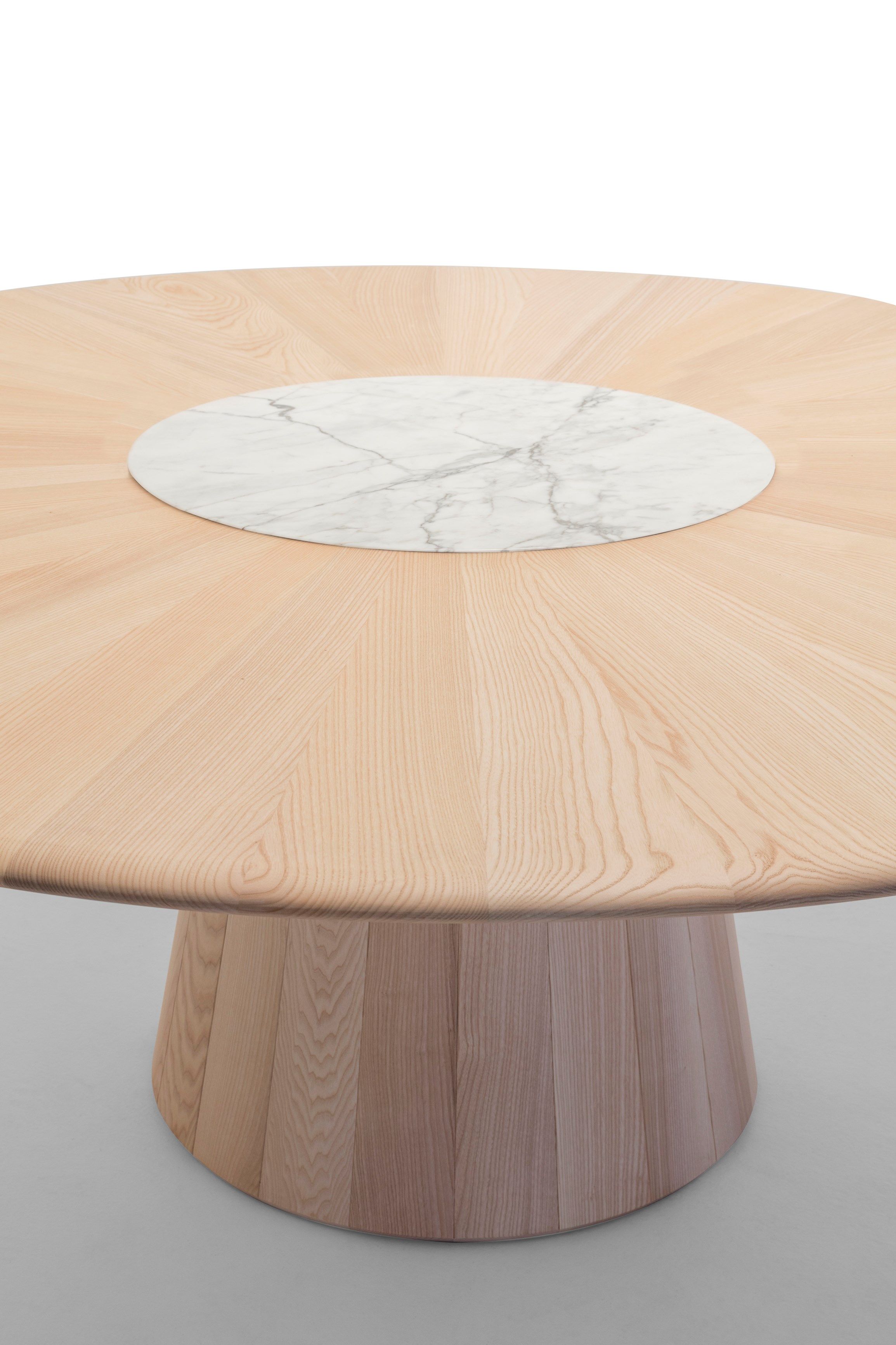 REVERSE WOOD ME 9955 By Andreu World design Piergiorgio Cazzaniga