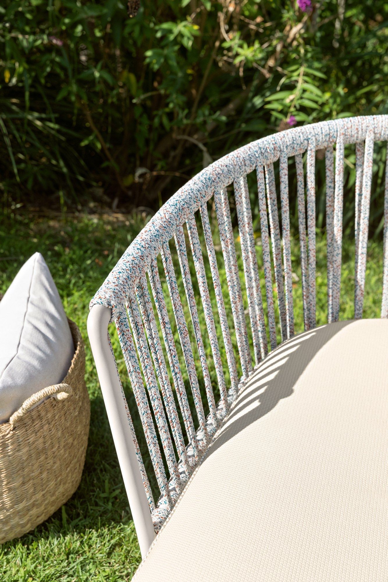 RIA | Garden bed Ria Collection By FAST design Alberto Lievore