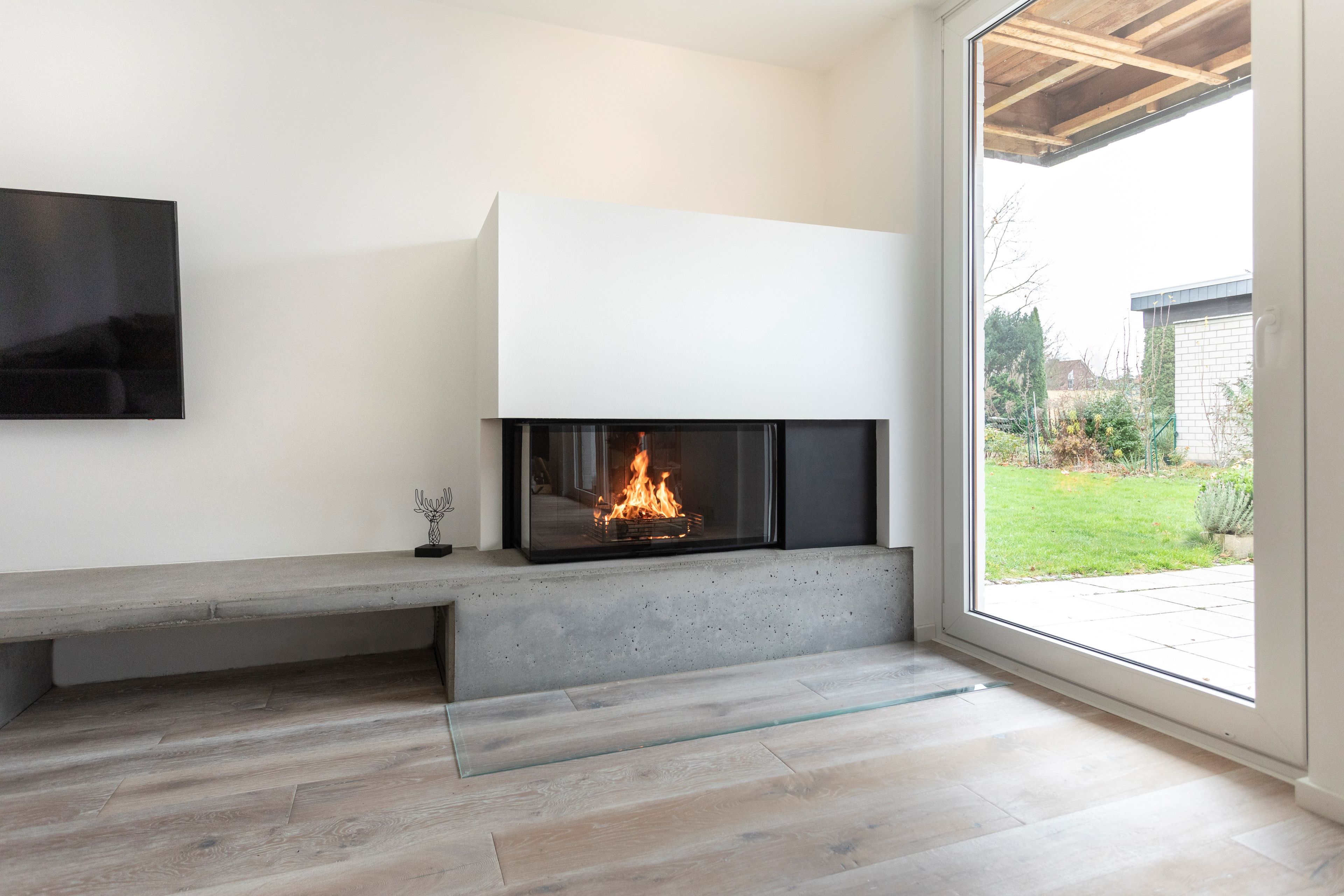 RII Caminetto a legna angolare By RUEGG