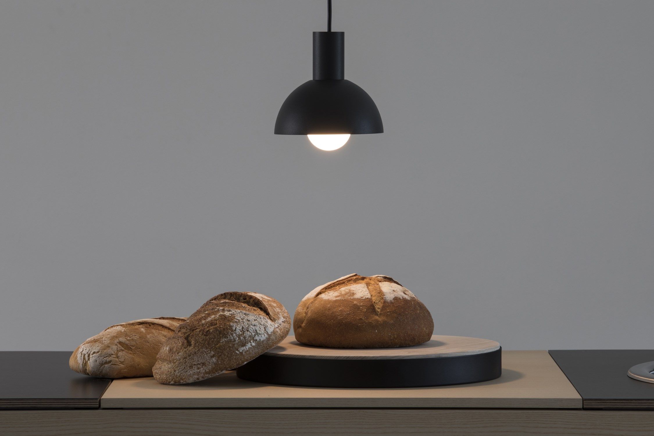 Ash and metal tray / centerpiece RINGO By STIP design Elia Mangia