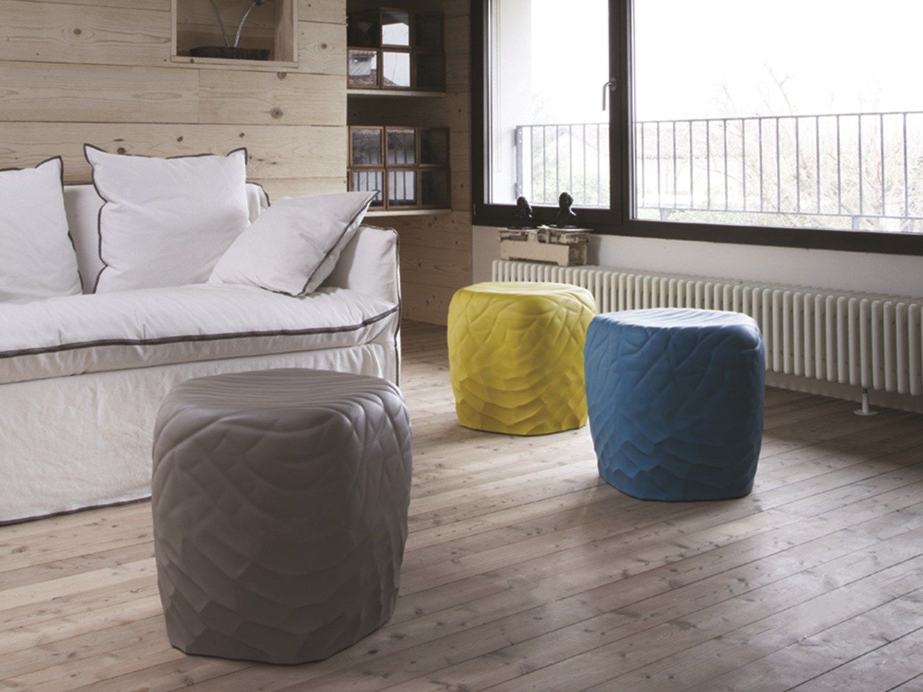 RIVER STONE | Pouf Pouf in poliuretano Soft Touch Plus By Tonon ...