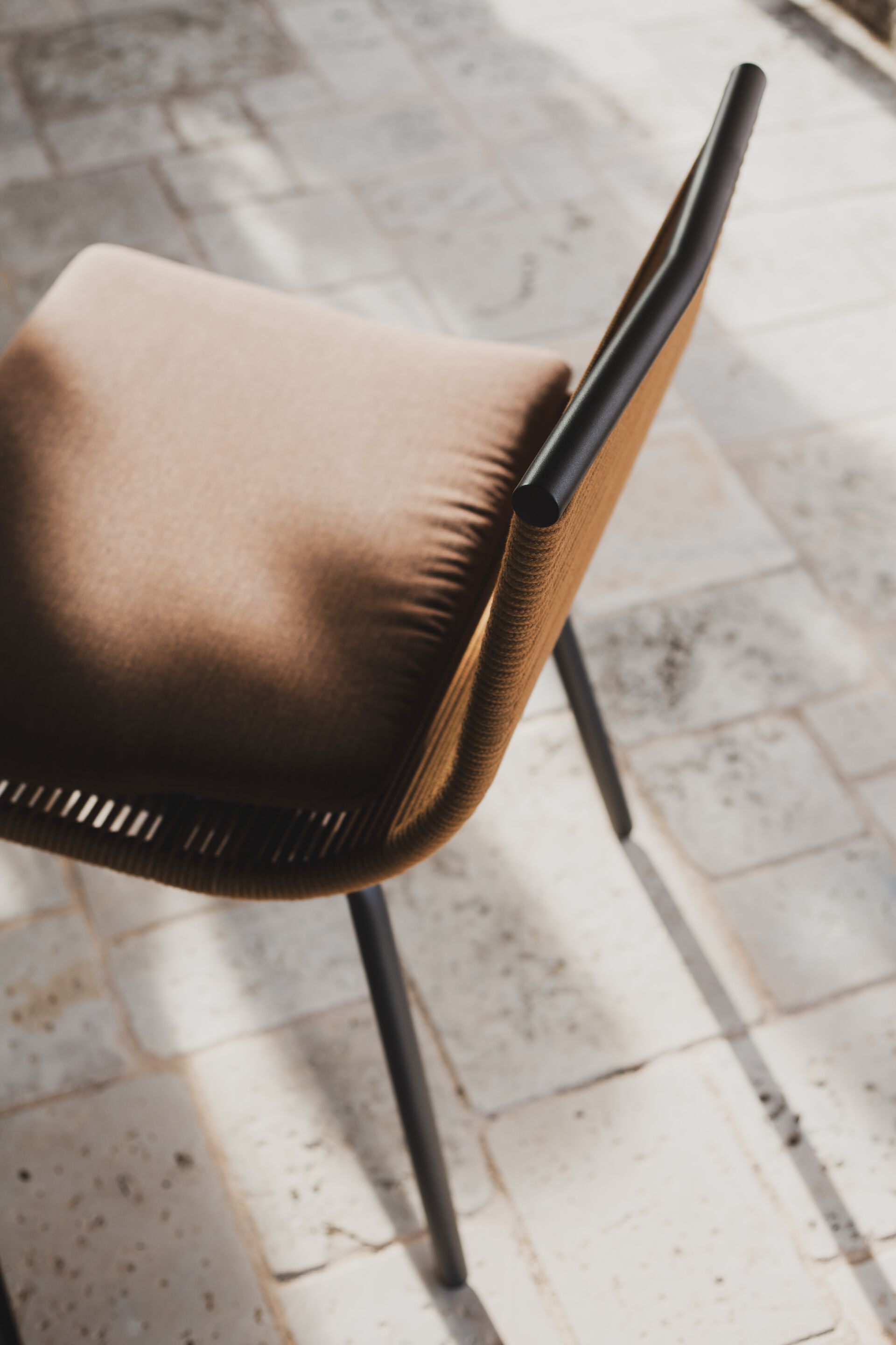 LAZE Chair By RODA | design Gordon Guillaumier