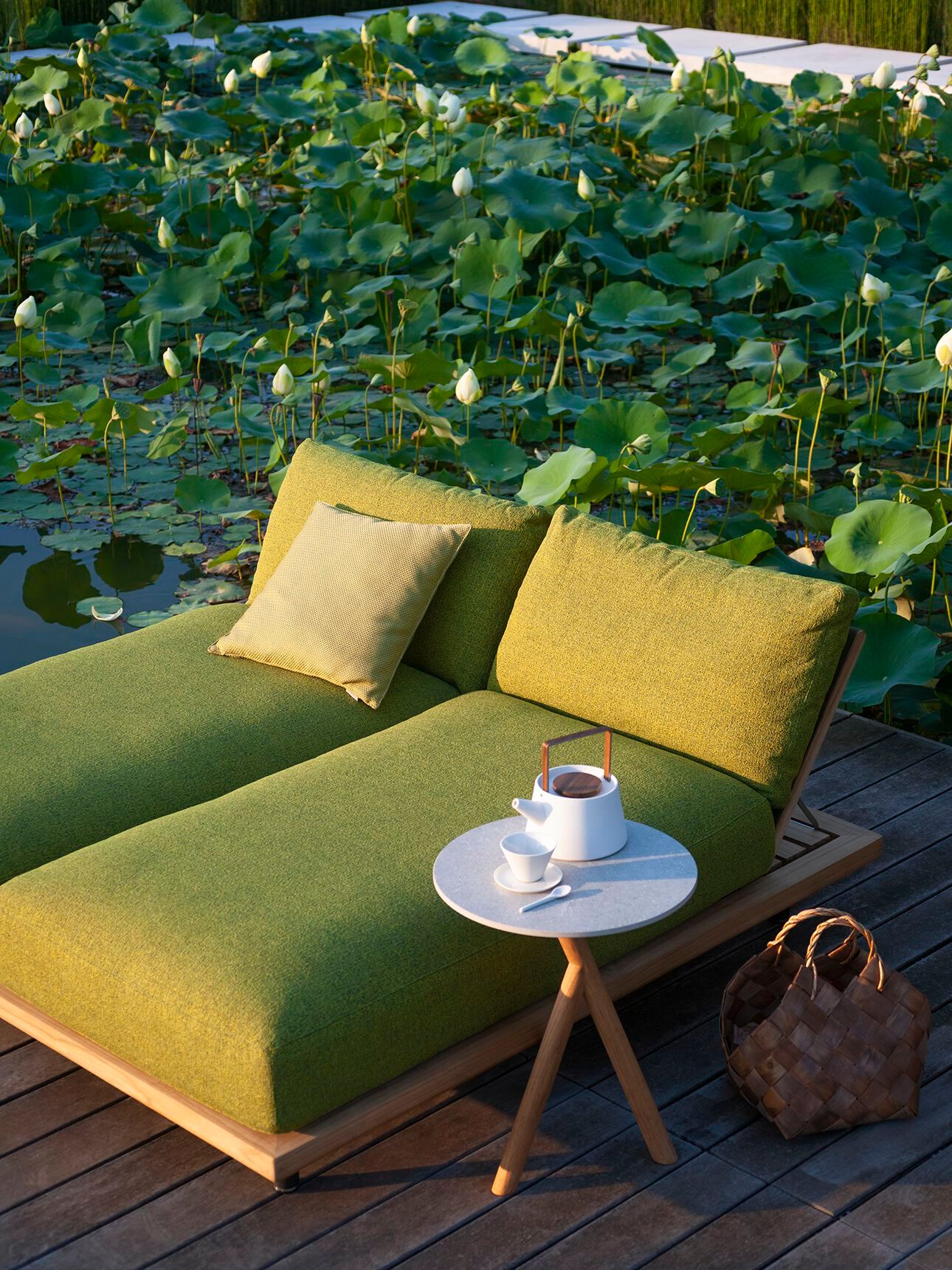 PHILIA Garden sofa By RODA