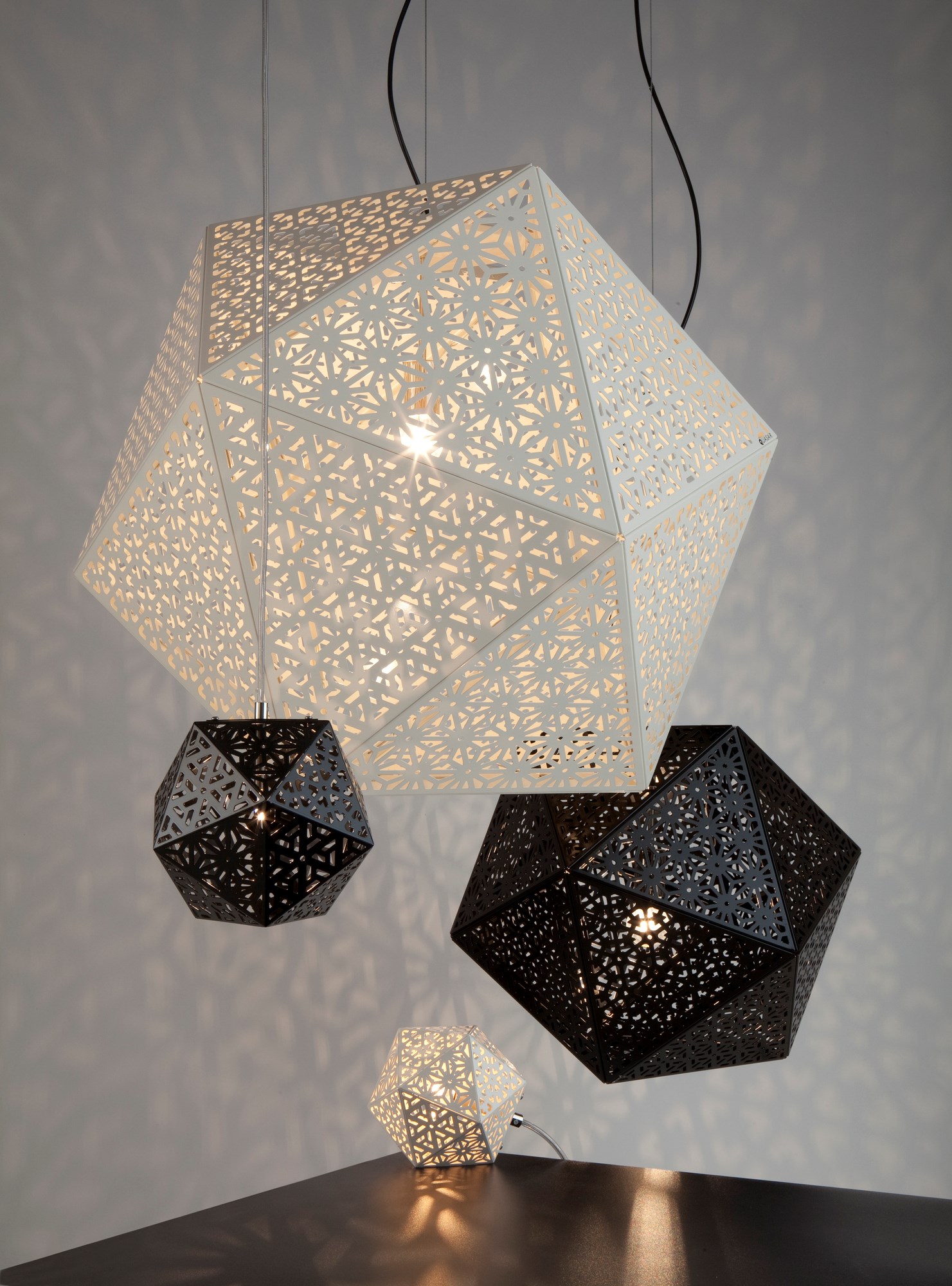 RONTONTON | Pendant lamp Halogen painted metal pendant lamp By Quasar ...