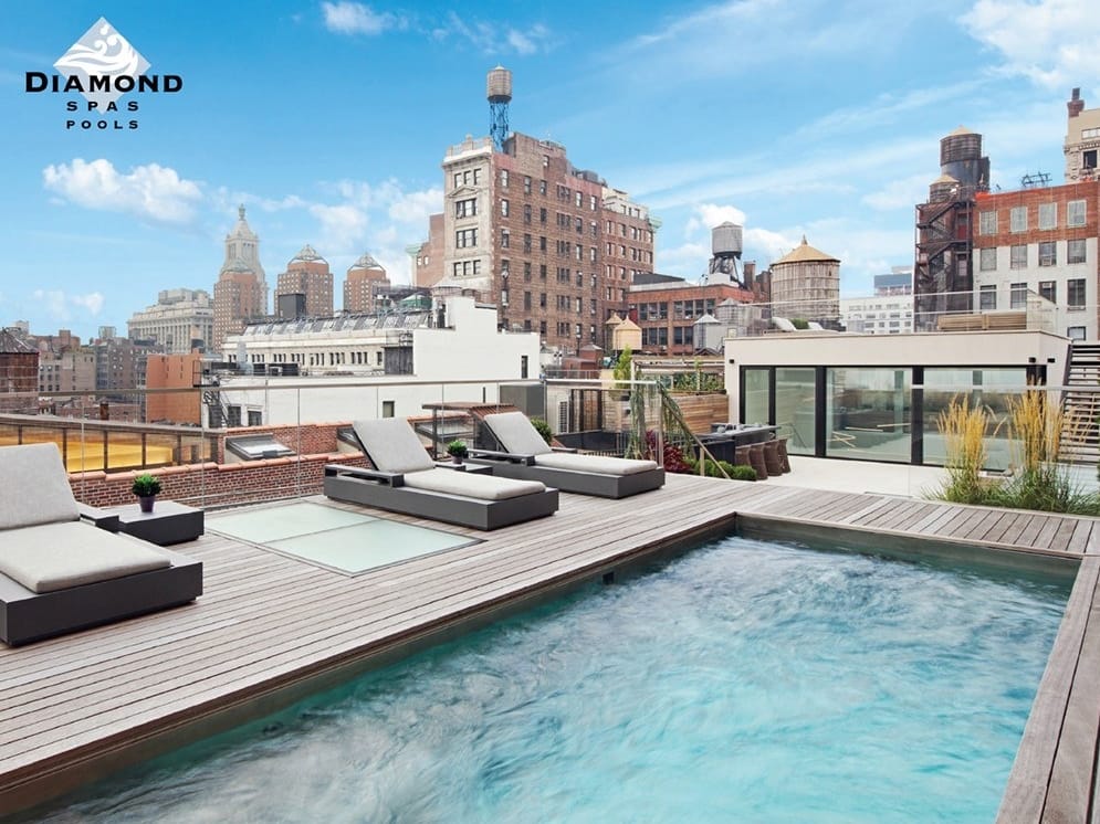 ROOFTOP NEW SKY hot tub By Diamond Spas