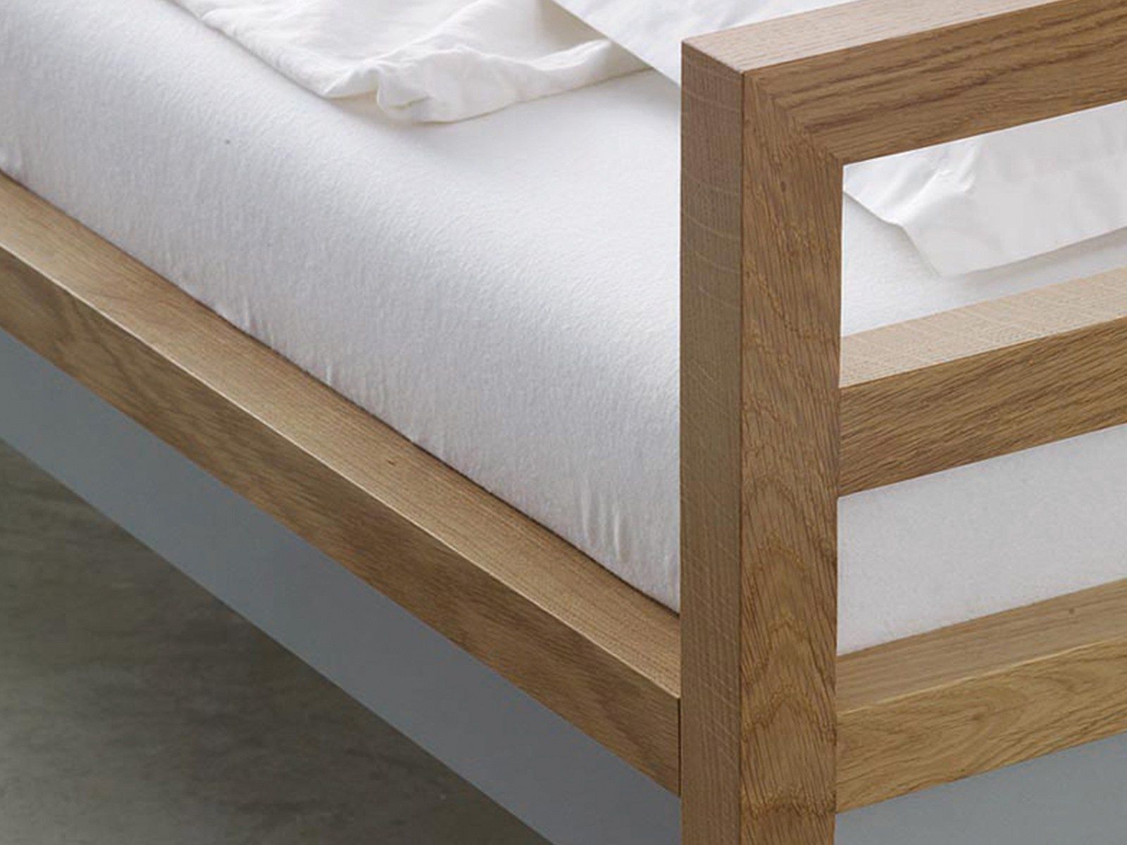 ROOM Solid wood double bed By MORE | design Johannes Hebing