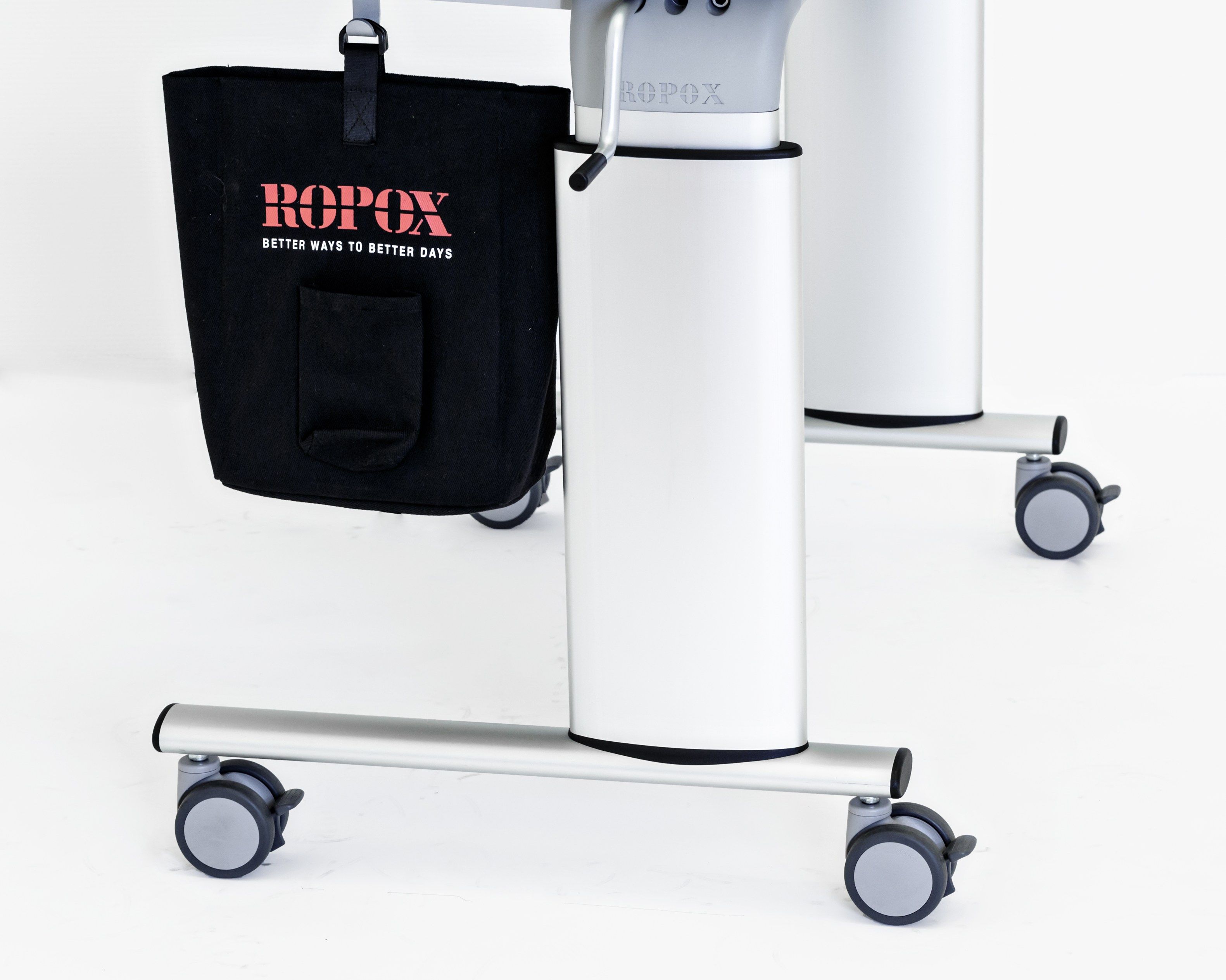 Height-adjustable office desk with electric motion VISION TABLE ...