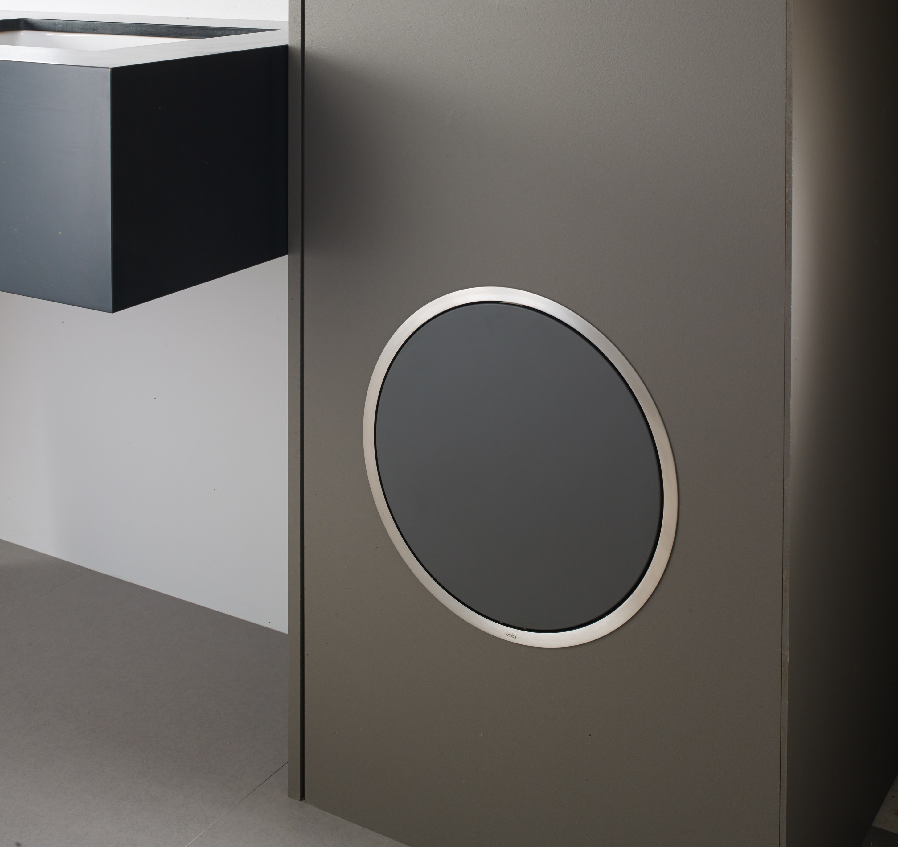RS1 | Bathroom waste bin By VOLA design Aarhus Arkitekterne