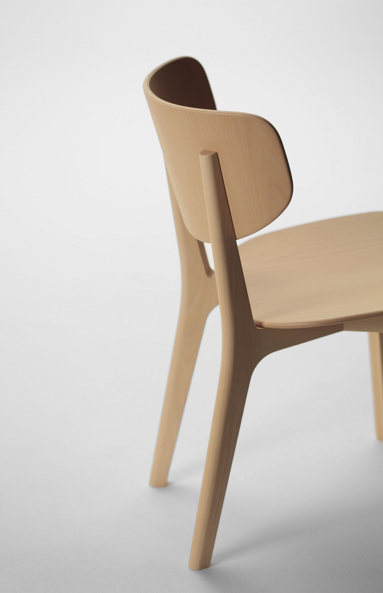 ROUNDISH 2000-30 Collection Roundish By Maruni design Naoto Fukasawa