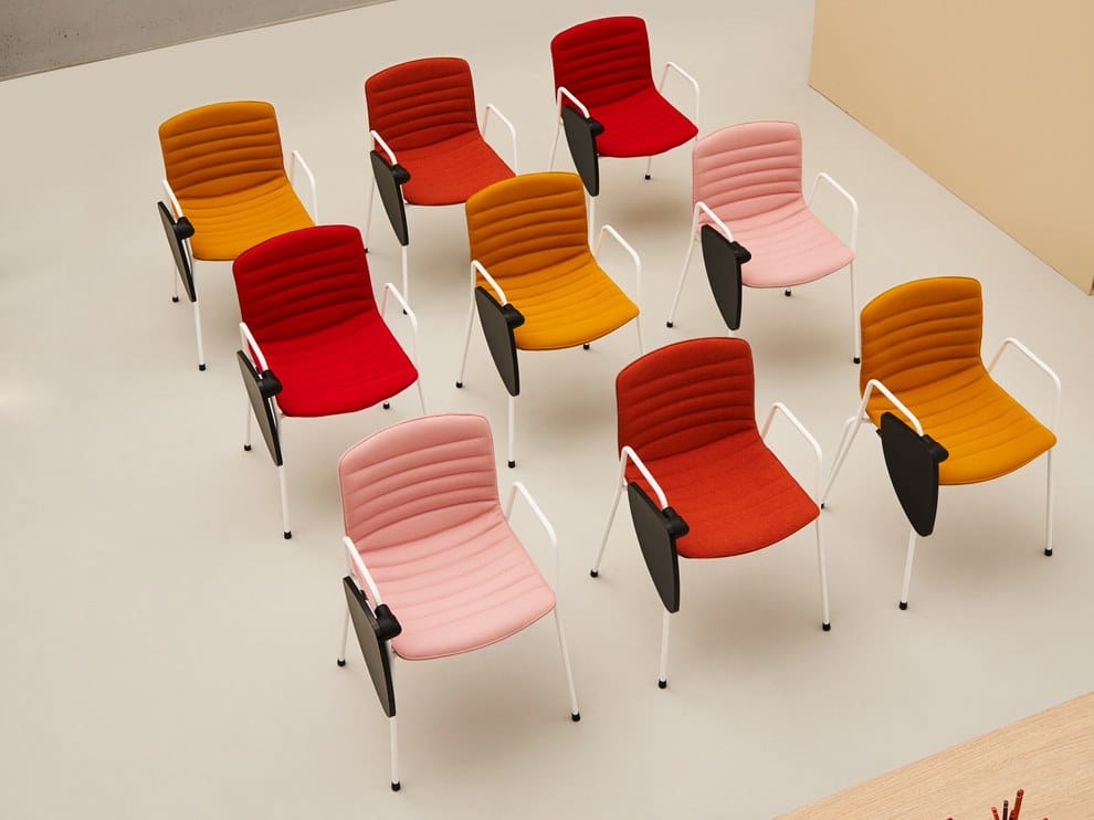 RUDY Sled base upholstered reception chair By Quinti Sedute