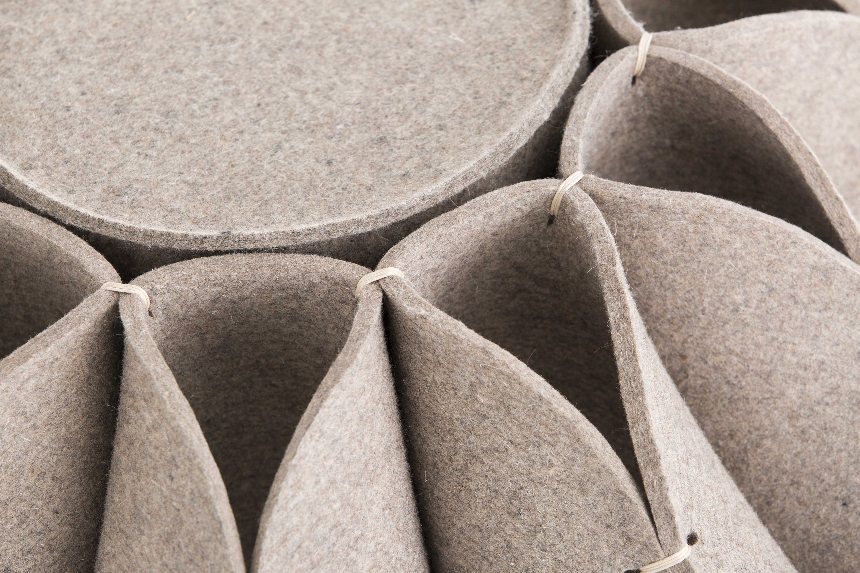 RUFF POUF HIGH pouf By GAN