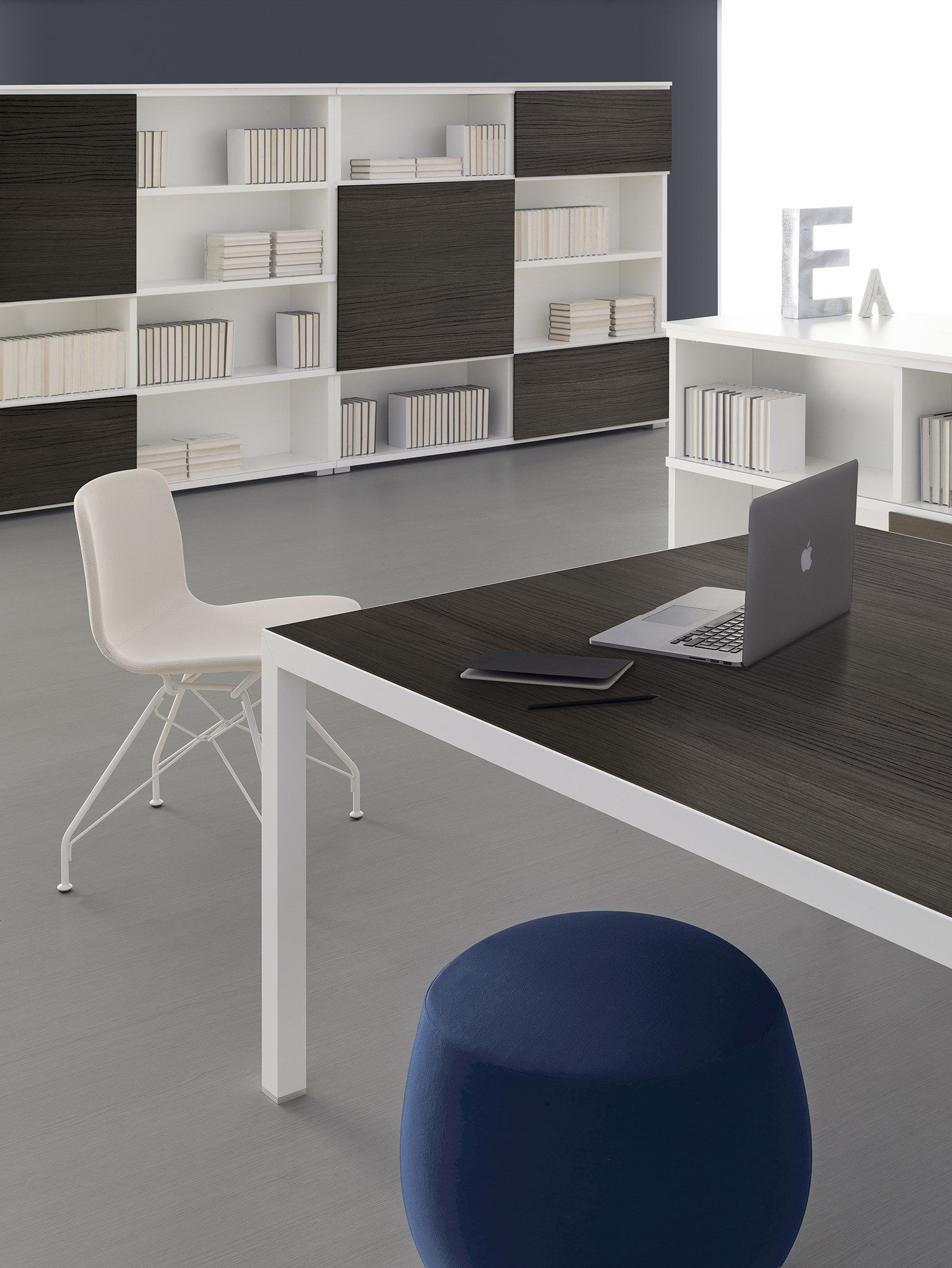RYM Sectional extruded aluminium and melamine office desk By DVO ...