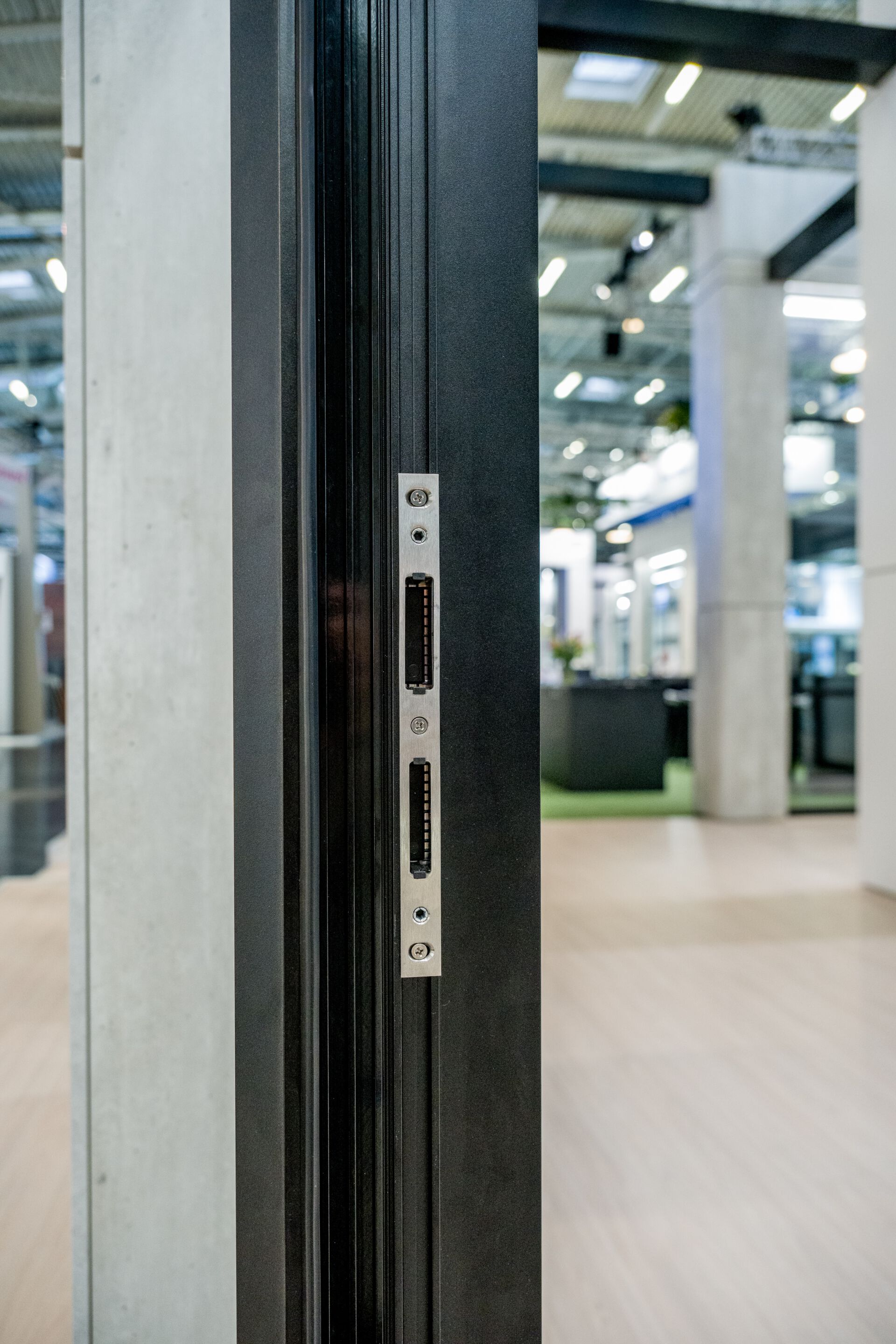 SLIM LINE 38 ULTRA SLIM Aluminum hinged door with double glass By ...