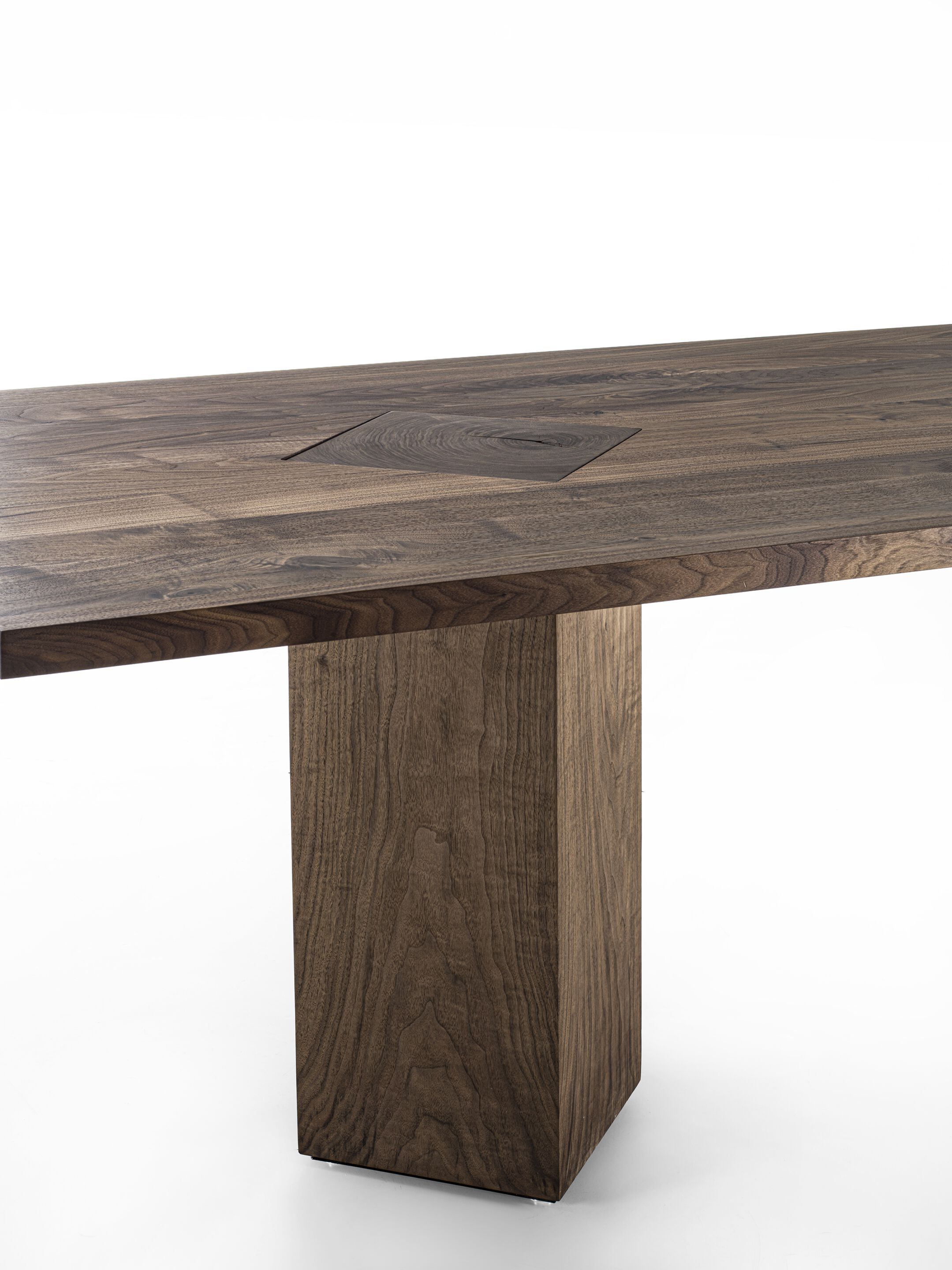 JUNIOR B Table By Riva 1920