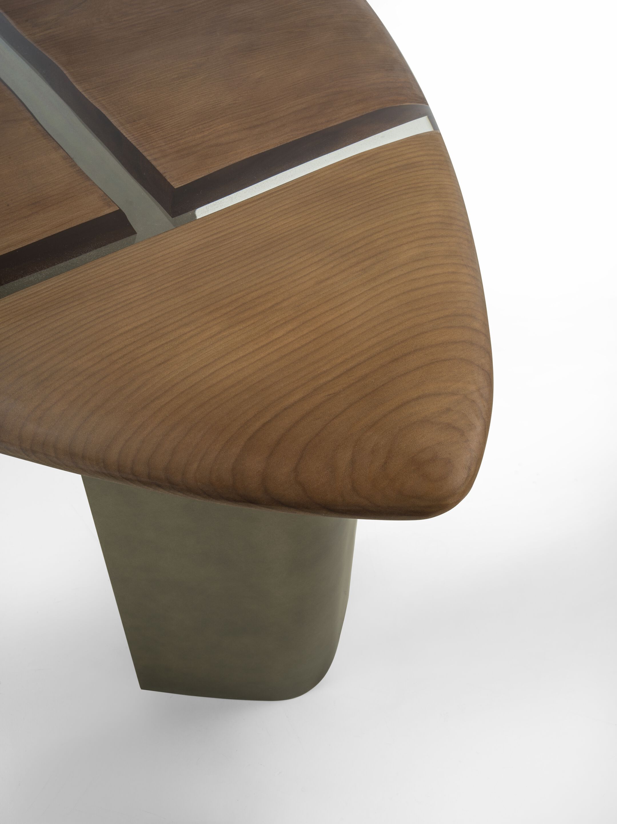 KAURI DELTA Coffee table By Riva 1920