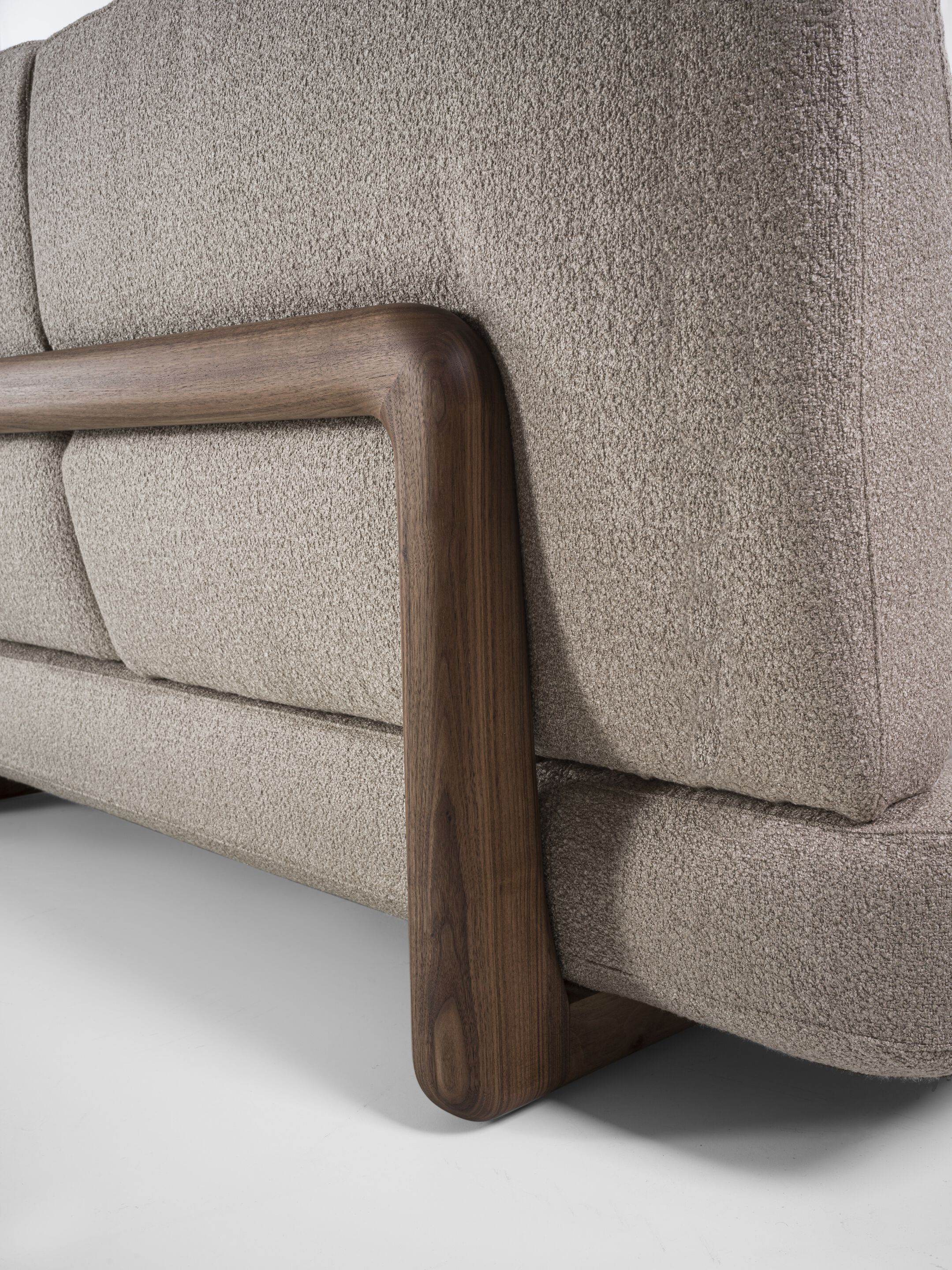 SOSPIRO Upholstered double bed By Riva 1920