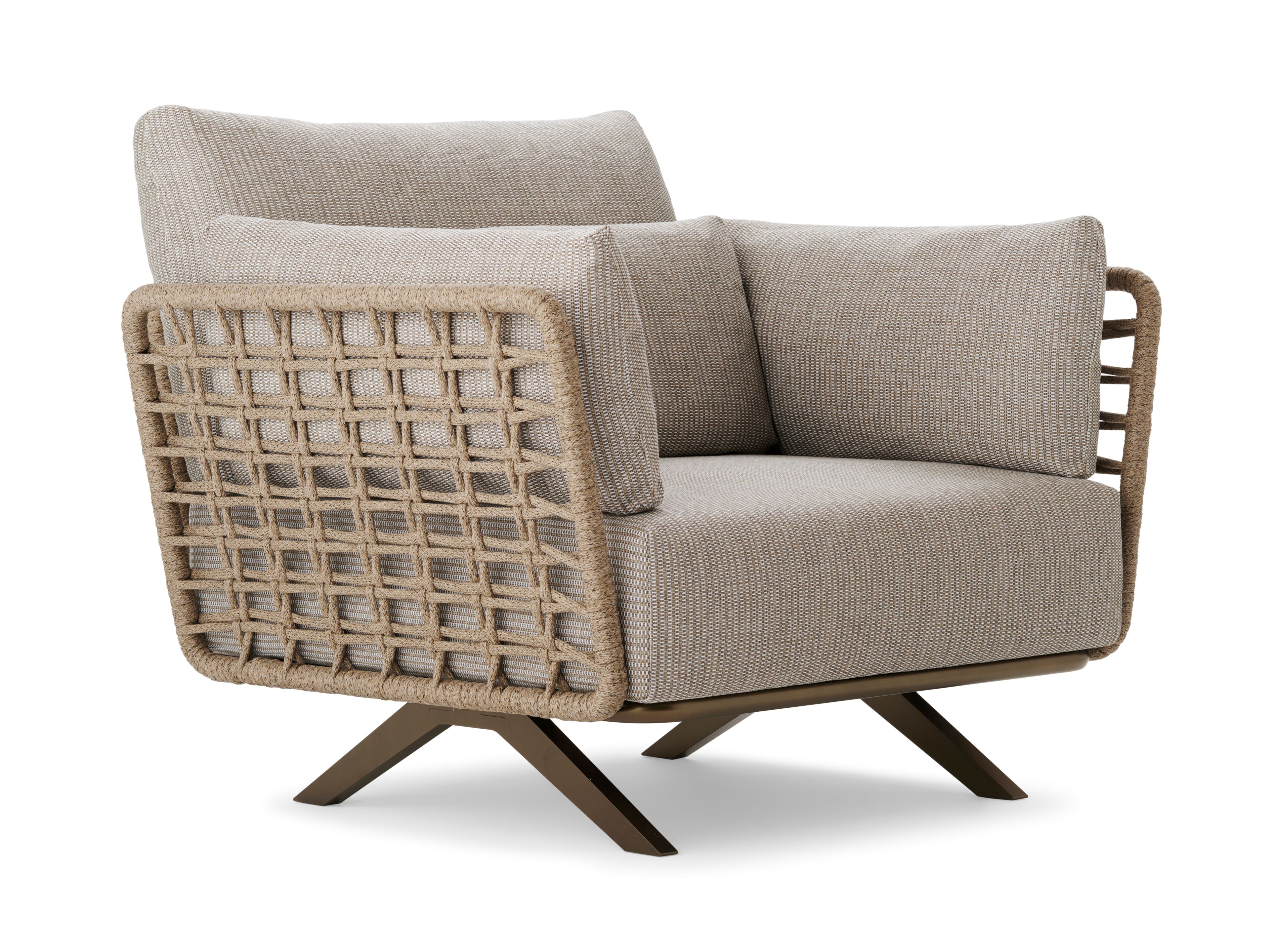 ARMÀN Armchair woven with polyester rope and armrests By Roberti