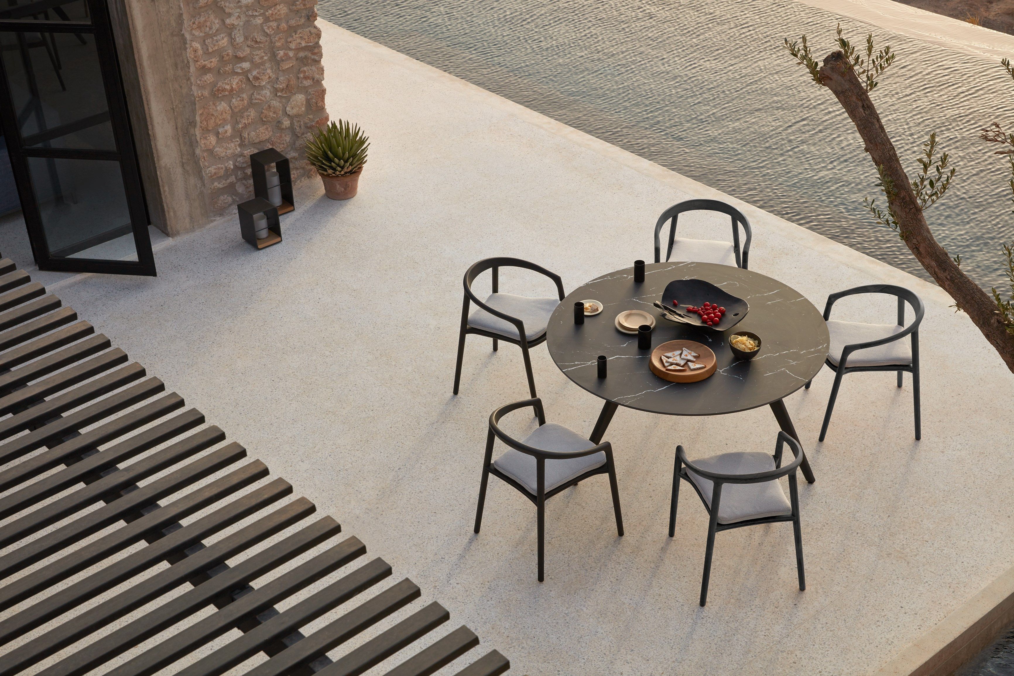 TORSA | Dining table Torsa Collection By MANUTTI