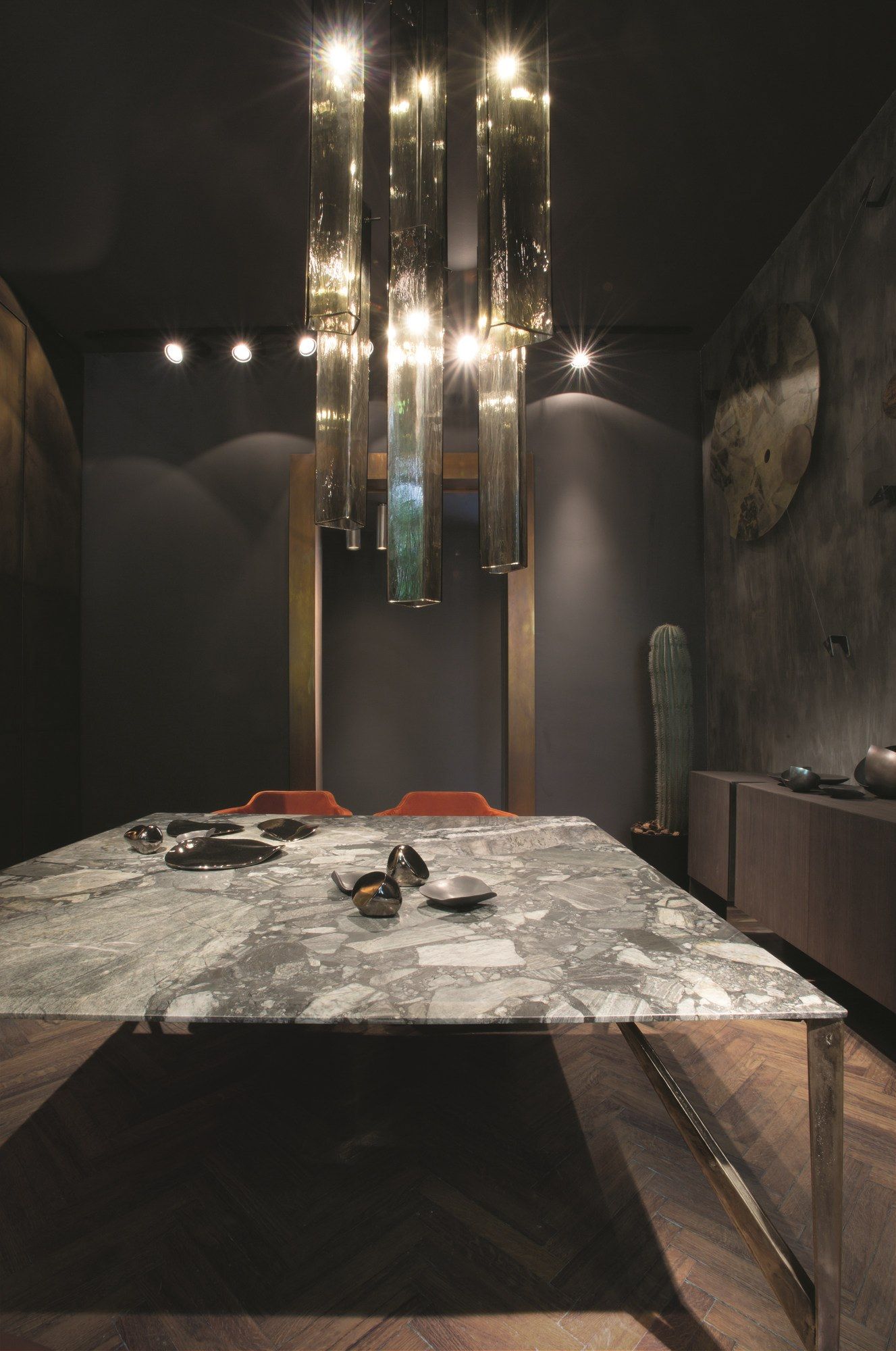Rectangular stone table SAETTA By Henge design Massimo Castagna