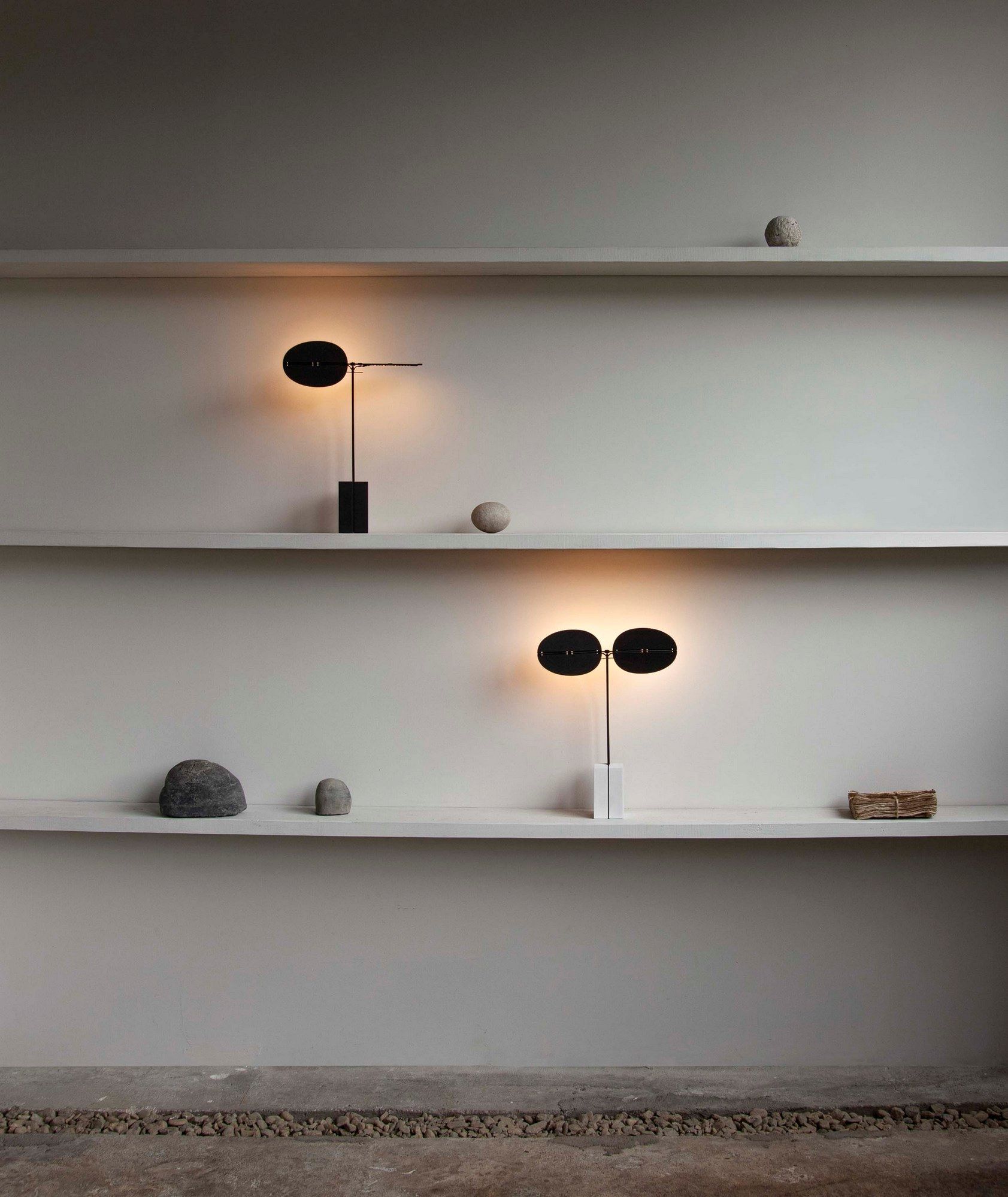 SAGE BLACK lampada da tavolo By Ambientec design Nao Tamura