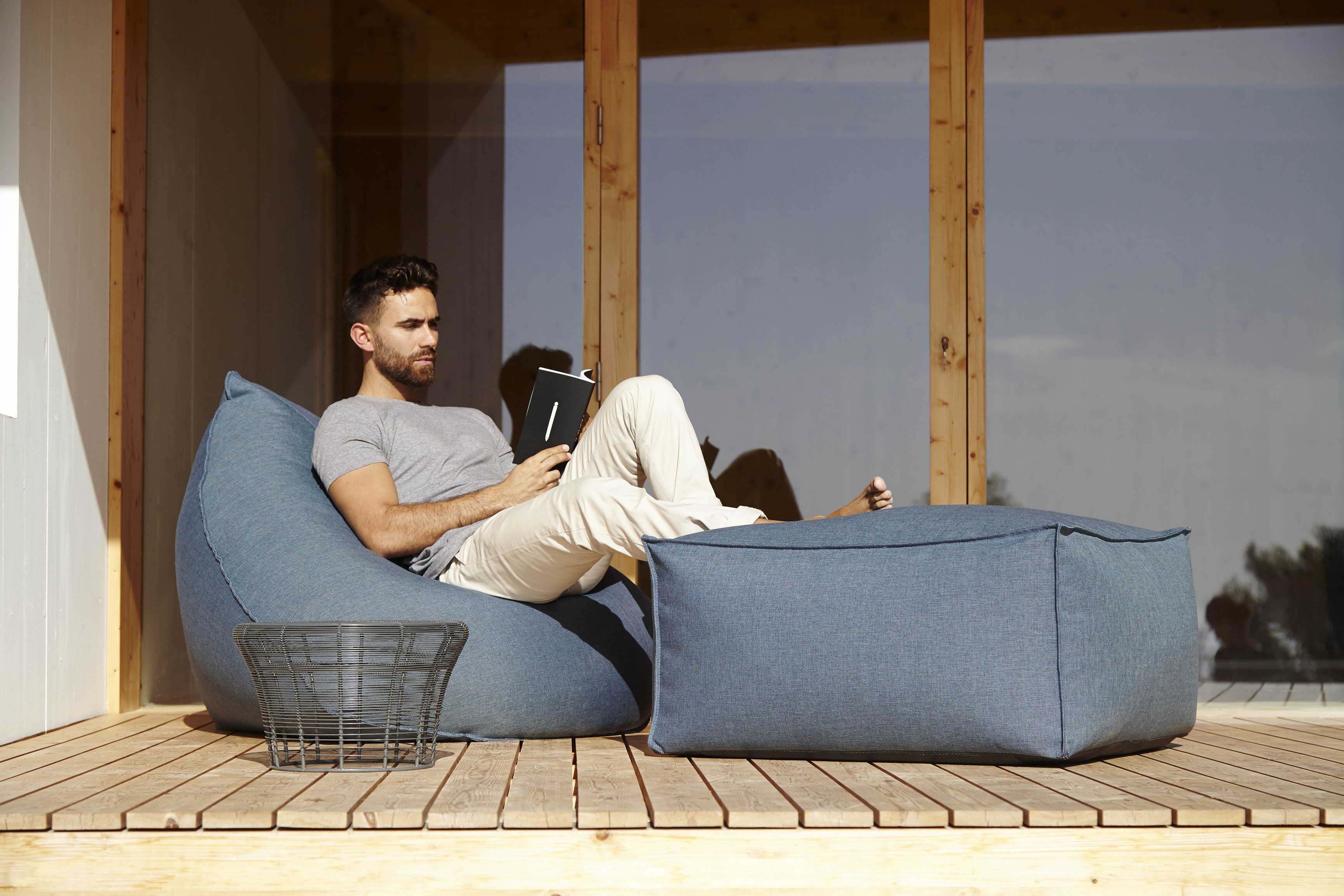SAIL OUTDOOR | Square garden pouf By GANDIABLASCO design Hector Serrano