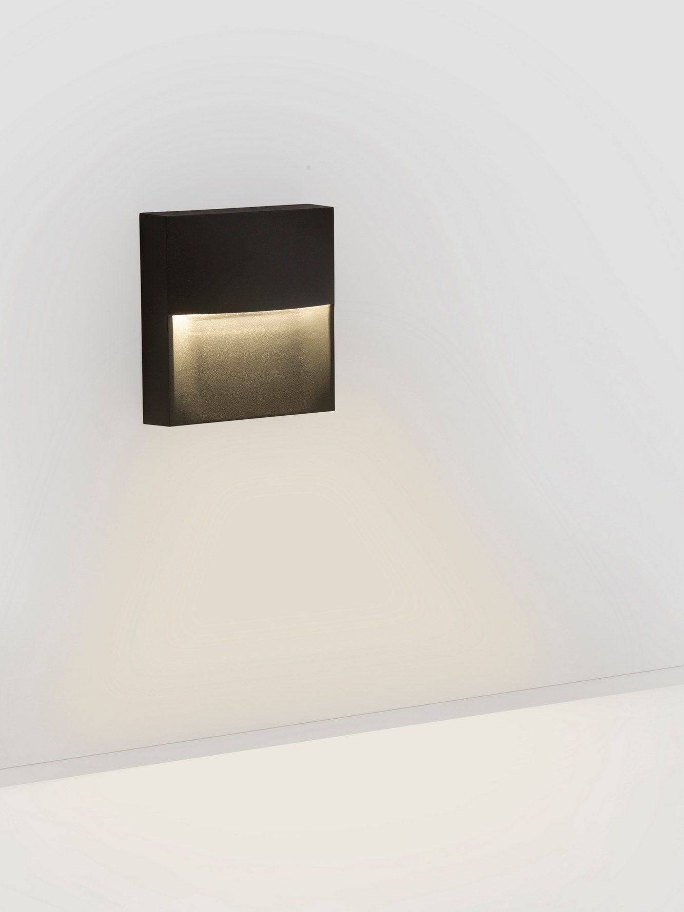 SAM LED wall-mounted outdoor metal steplight By LedsC4 | design ...