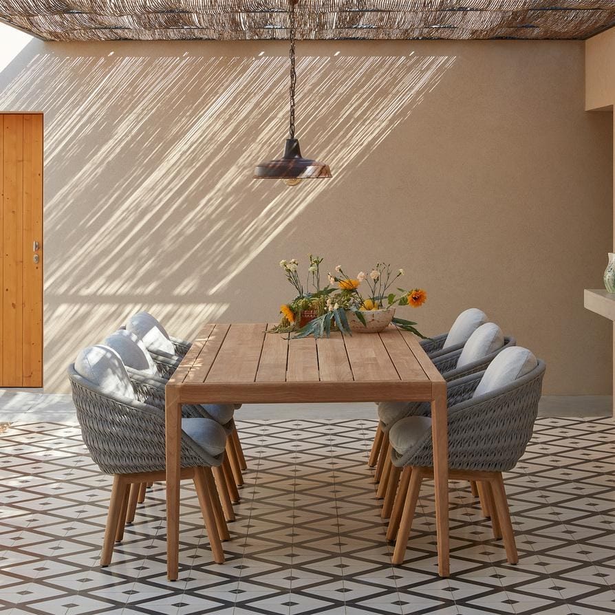 SANDUA | Garden chair By MANUTTI design Robin Hapelt