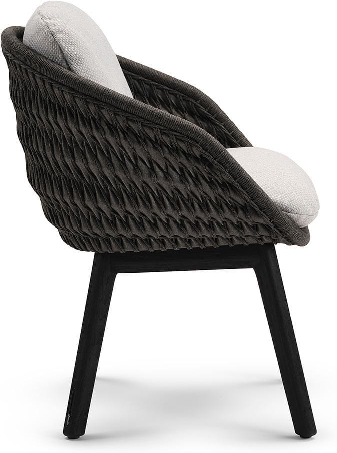 SANDUA | Garden chair By MANUTTI design Robin Hapelt