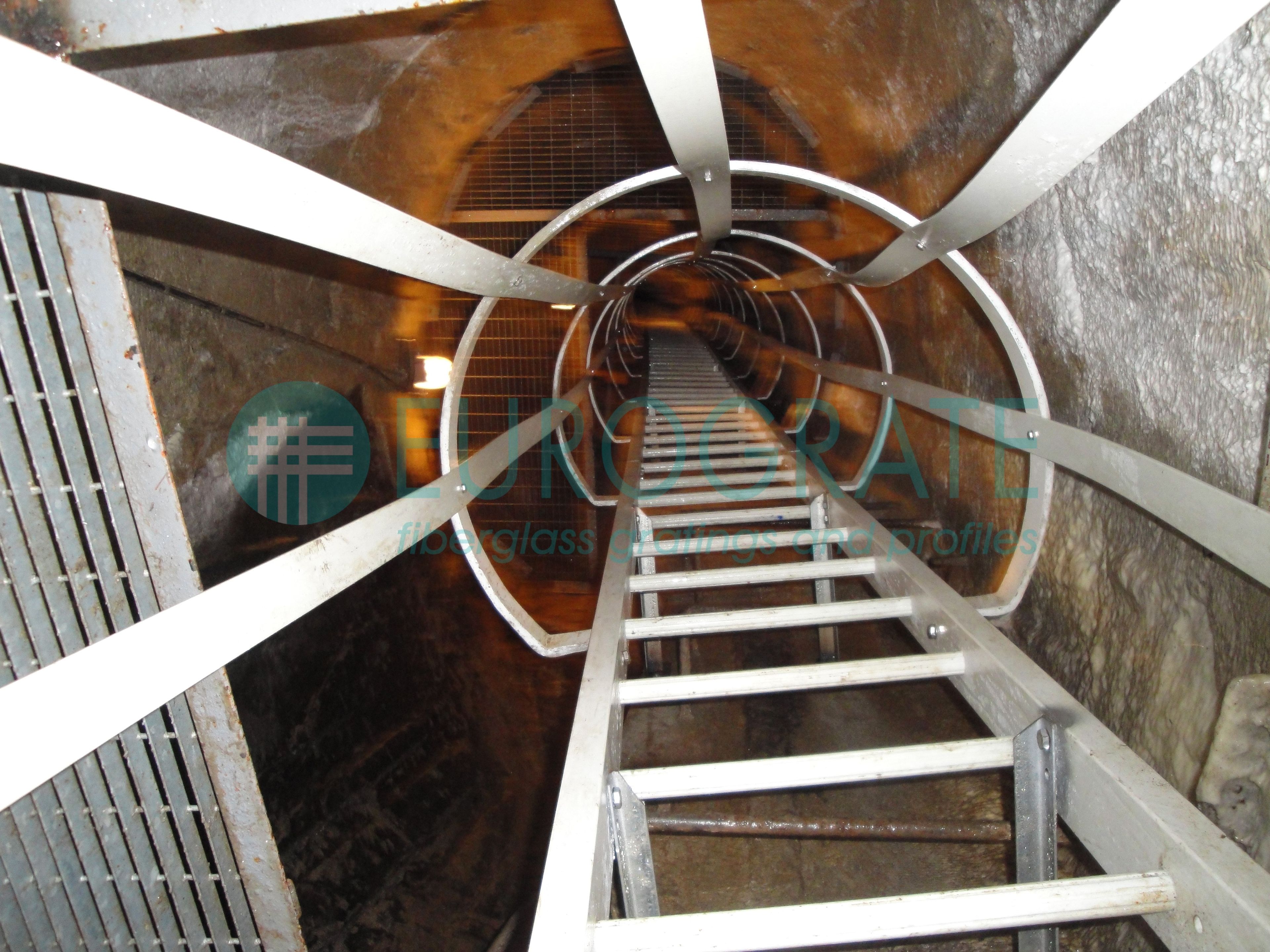 GRP (FIBREGLASS) FIXED VERTICAL LADDERS Fiberglass Industrial safety ...