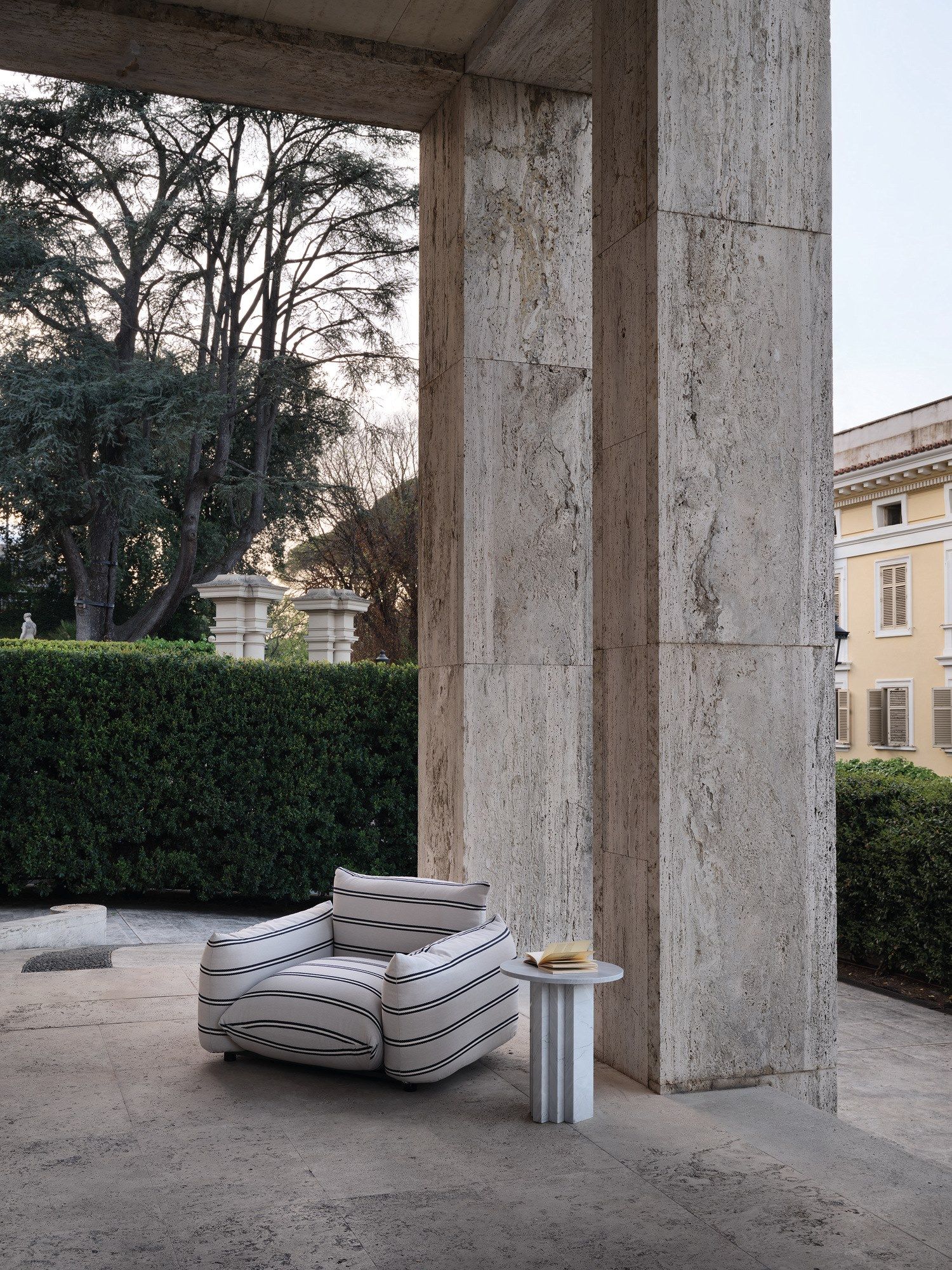 SCALEA Coffee table By arflex | design Bernhardt & Vella