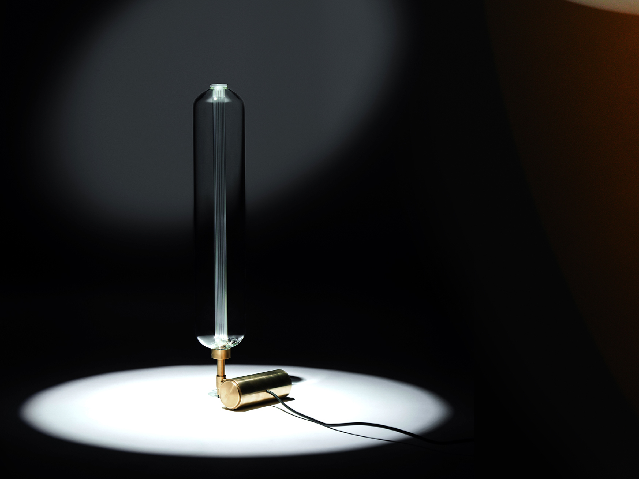 SCINTILLA LED Borosilicate glass table lamp By DANTE - Goods And Bads ...