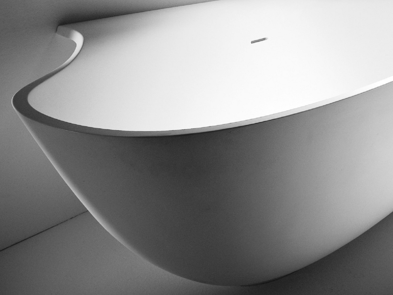 SCOOP | Bathtub By FALPER design Michael Schmidt