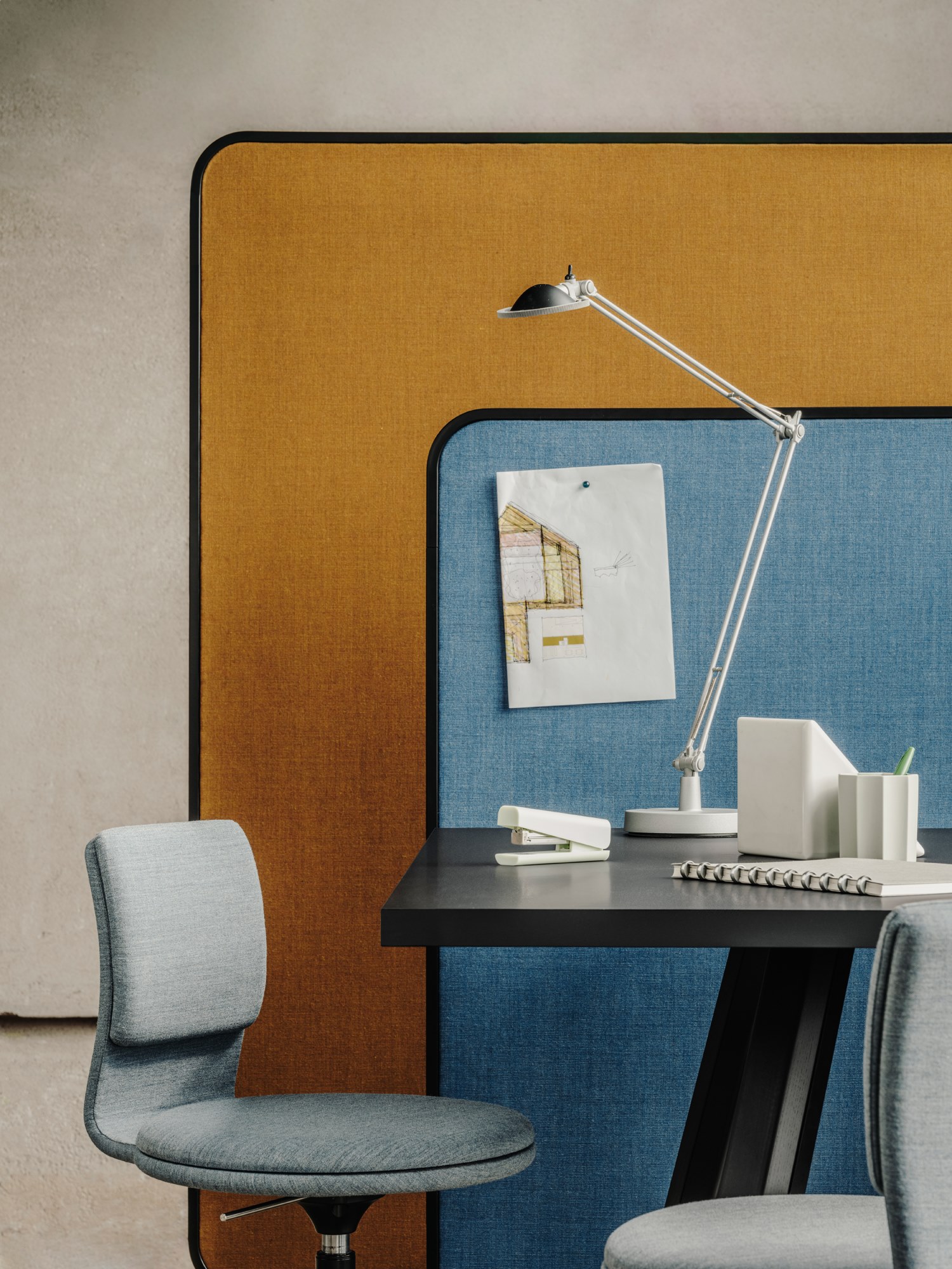 SCREEN Freestanding office screen By Lapalma | design Francesco Rota