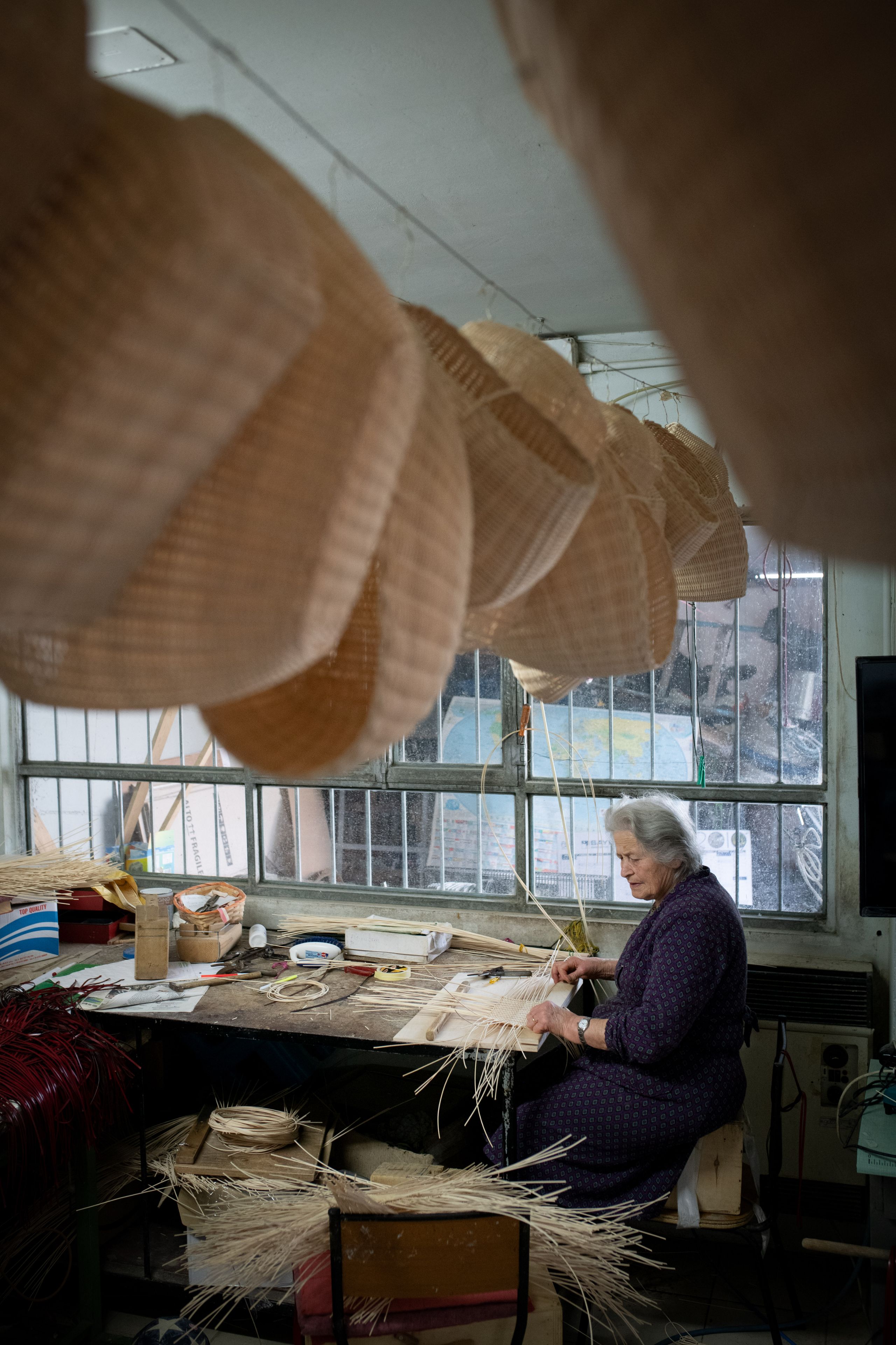 Woven wicker pendant lamp SEIA 140 By Bottega Intreccio design Maurizio ...