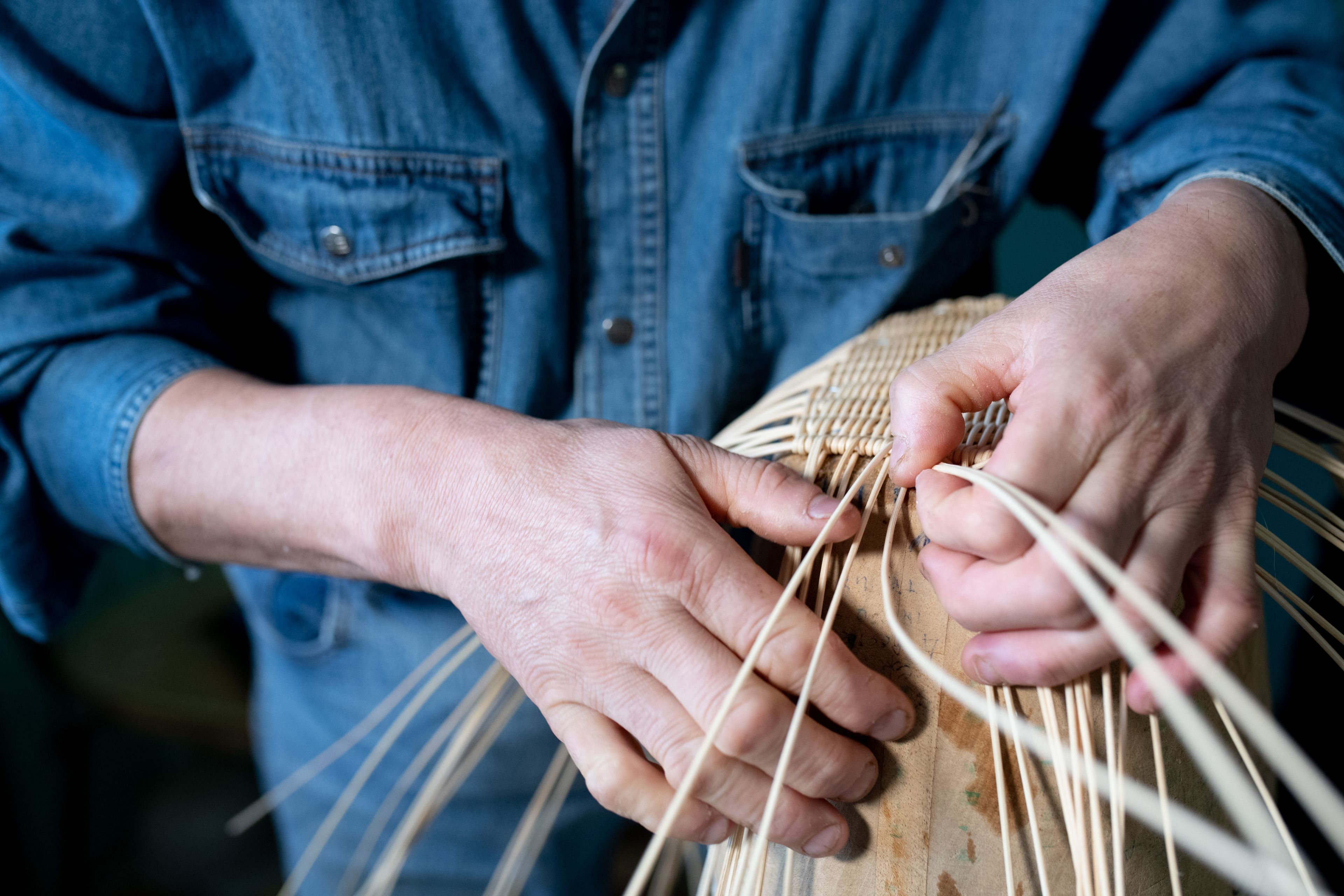 Woven wicker pendant lamp SEIA 140 By Bottega Intreccio design Maurizio ...
