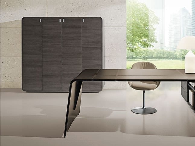 SESTANTE Tall office storage unit with hinged doors By IFT Office ...