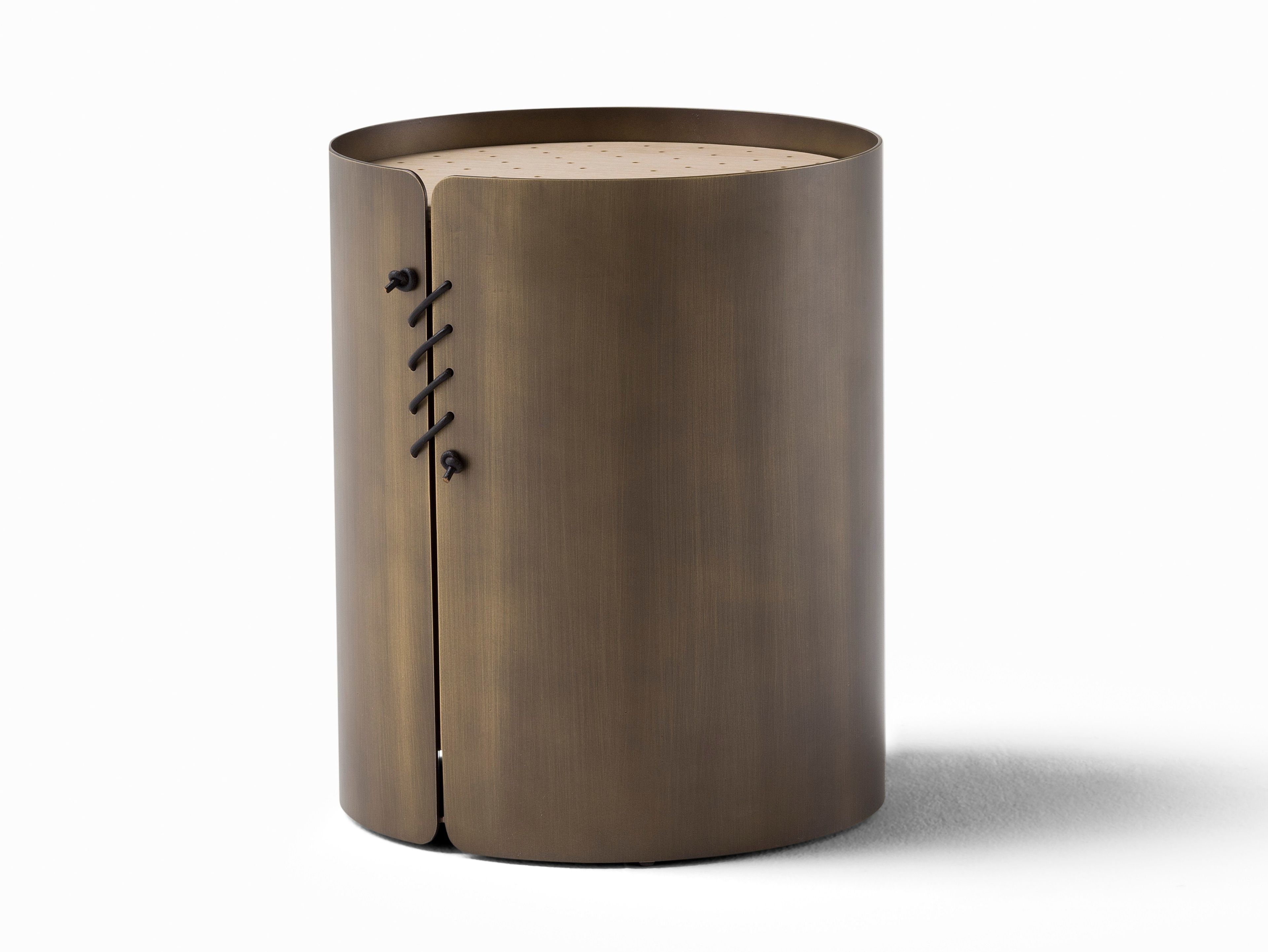 Tavolino con base in lamiera metallica e top in legno SETACCI - AMURA - Edilportale