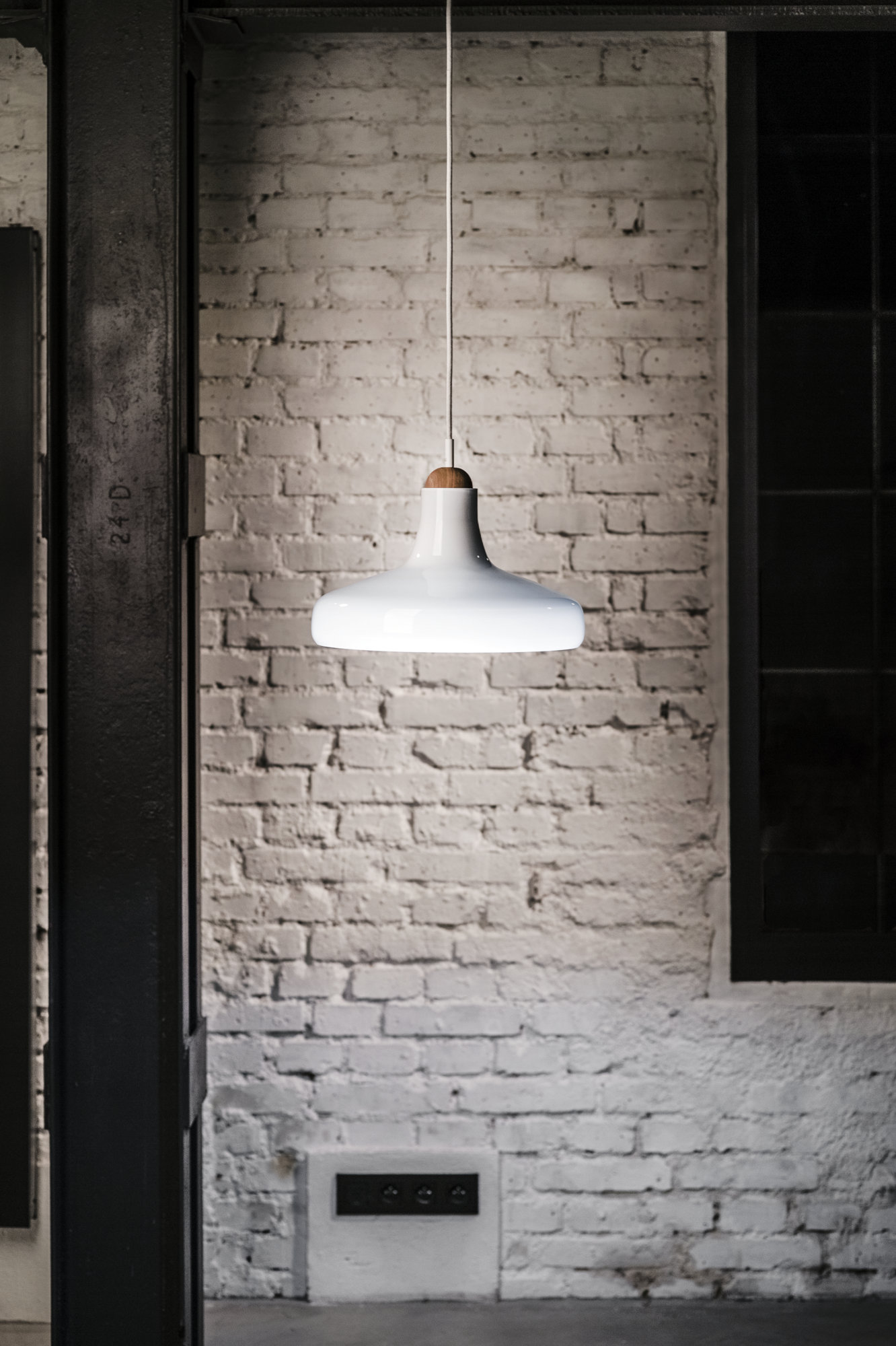 SHADOWS XL | Pendant lamp Shadows Collection By BROKIS design Lucie ...