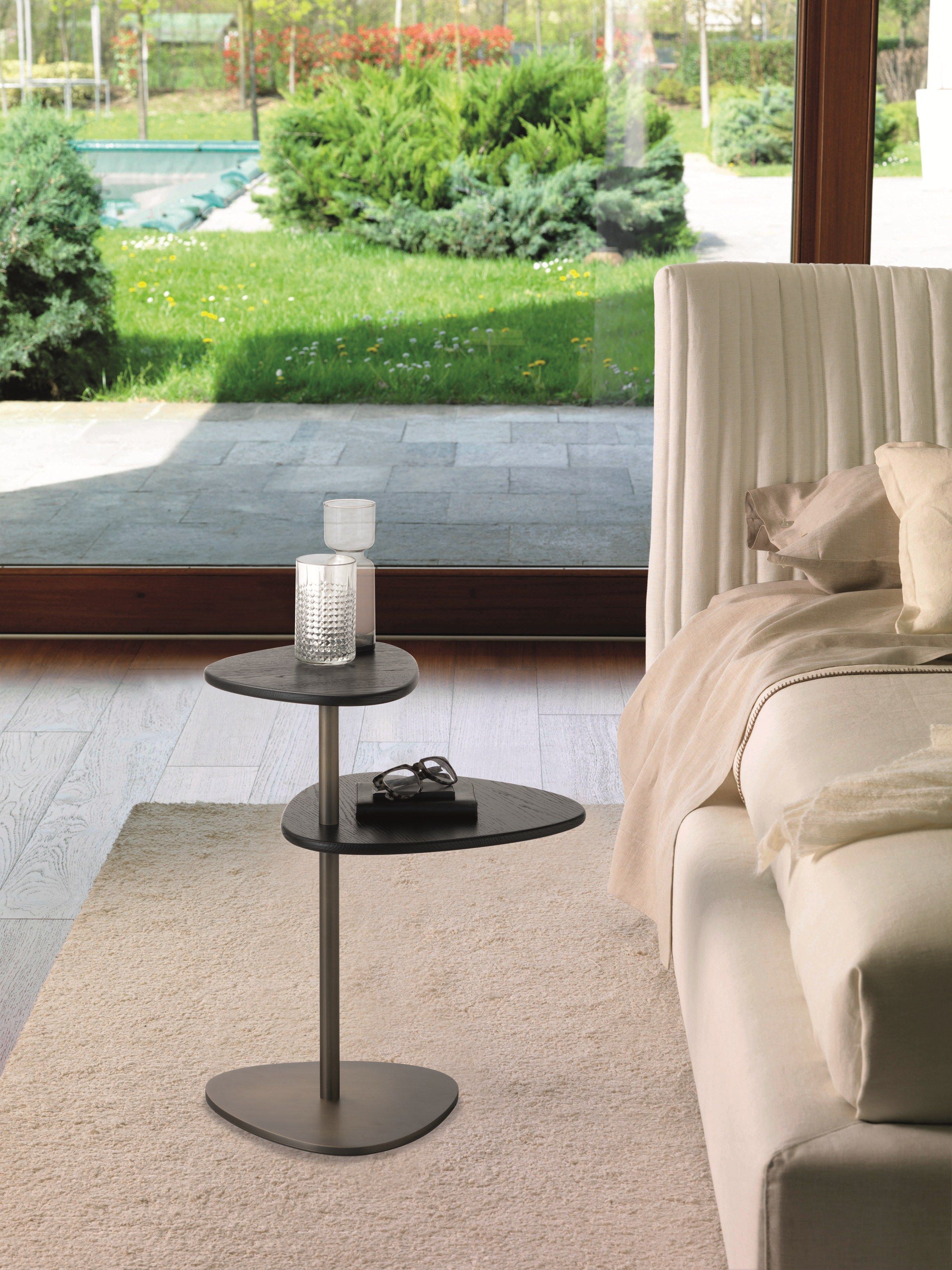 SHELLON IN Double bed By Désirée divani | design Setsu & Shinobu Ito