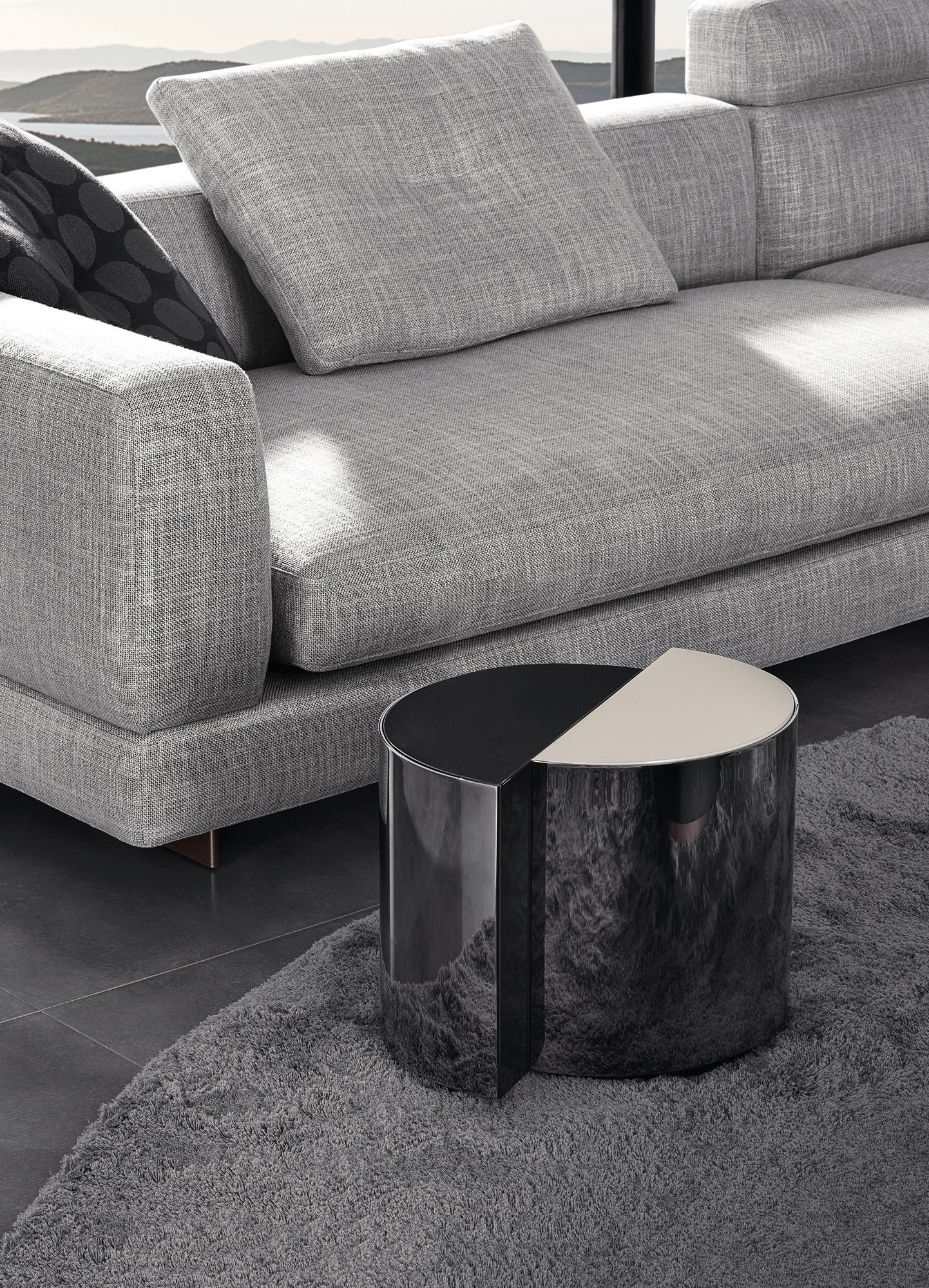 SHIELDS 茶几 By Minotti