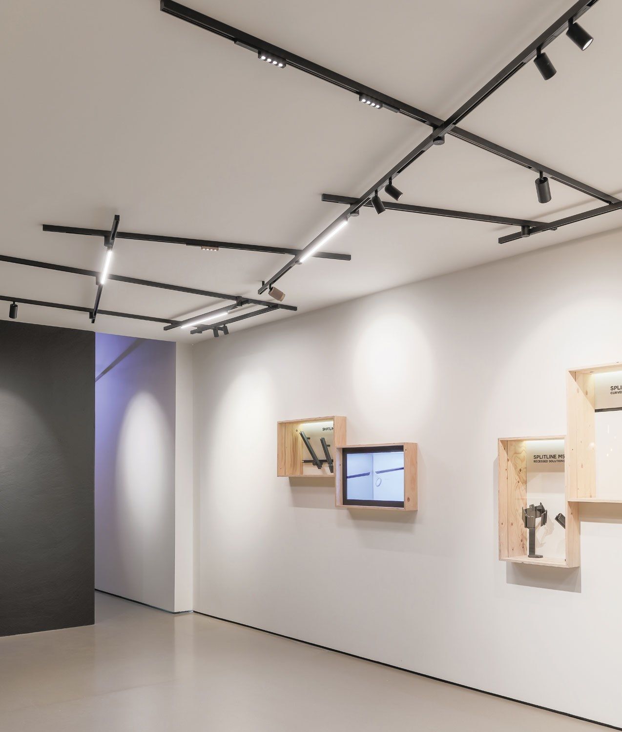 SHIFTLINE M26 L MATRIX track-Light By Delta Light