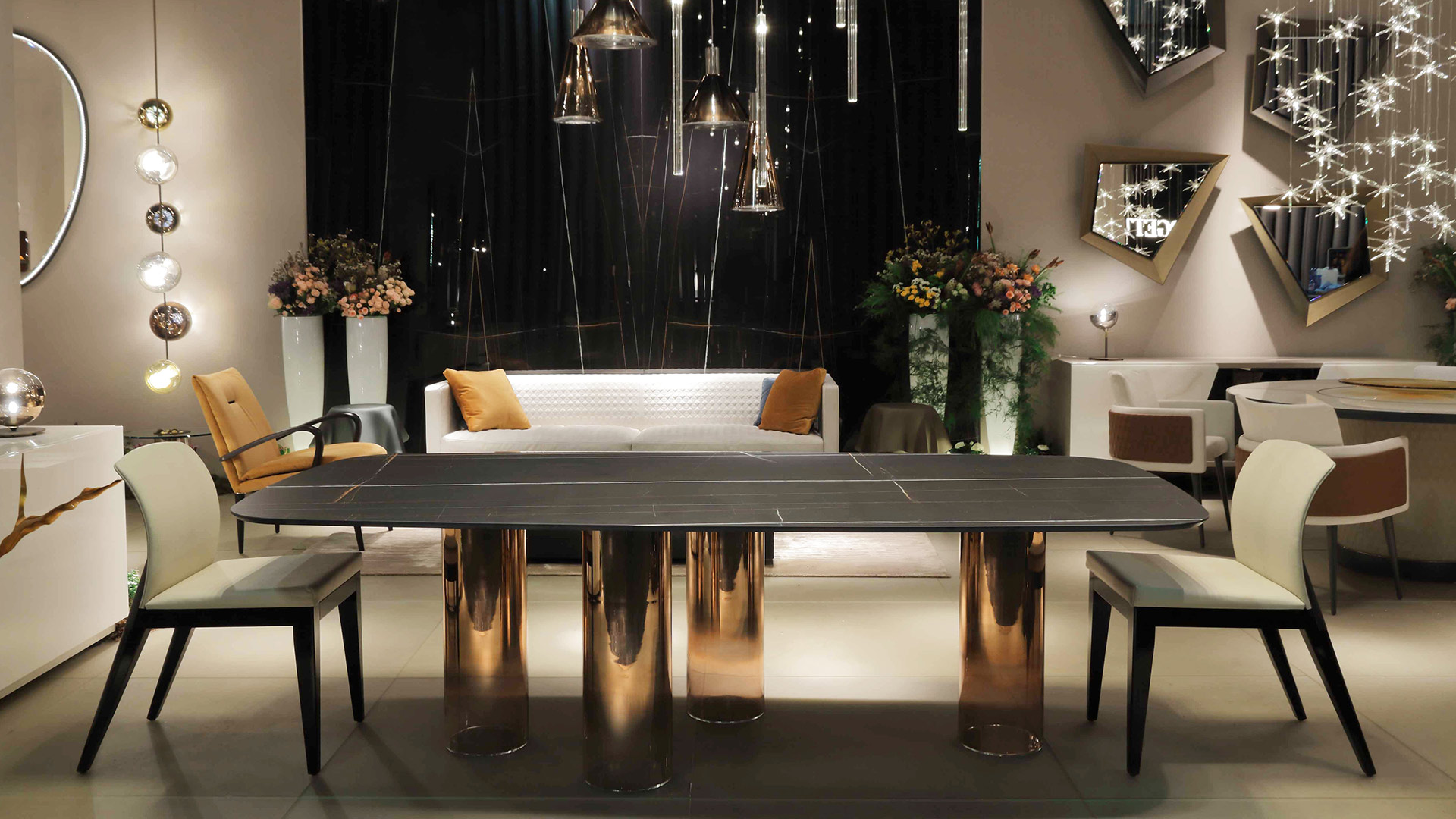 SIGNORE DEGLI ANELLI Rectangular glass dining table By Reflex