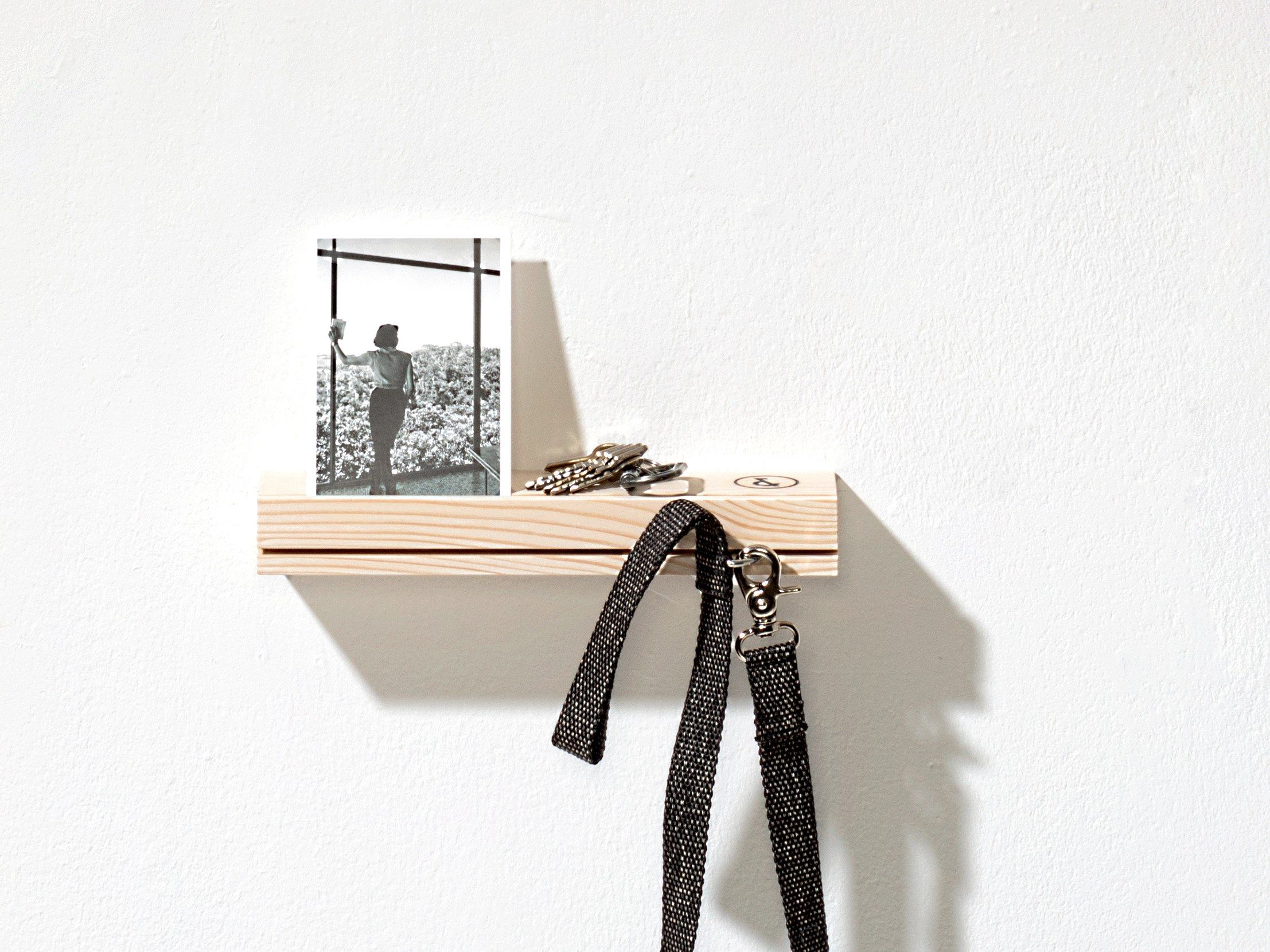SILVER FIR KEY HOLDER #01 Key cabinet By Weld & co