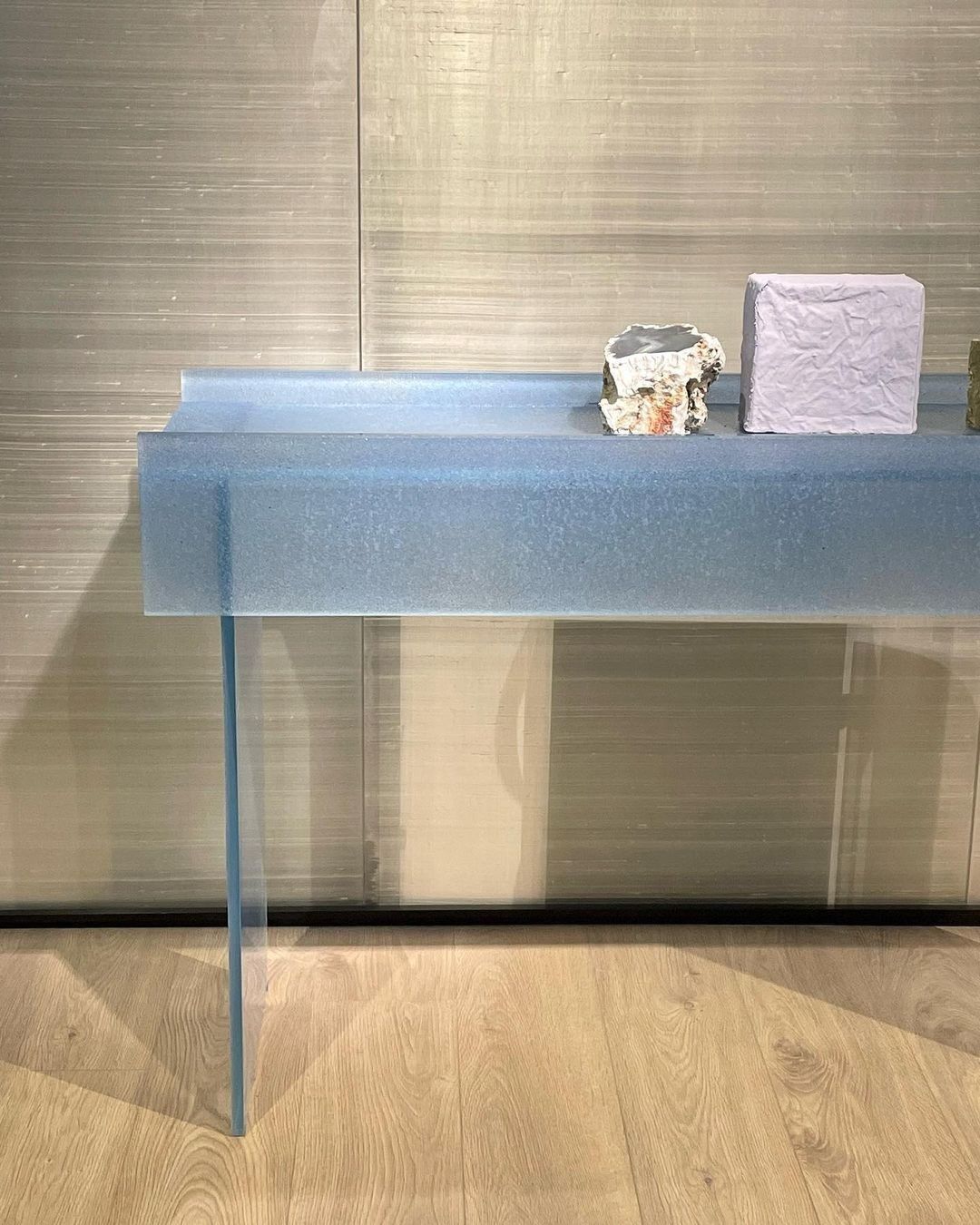 SIMOON Rectangular crystal console table By Glas Italia