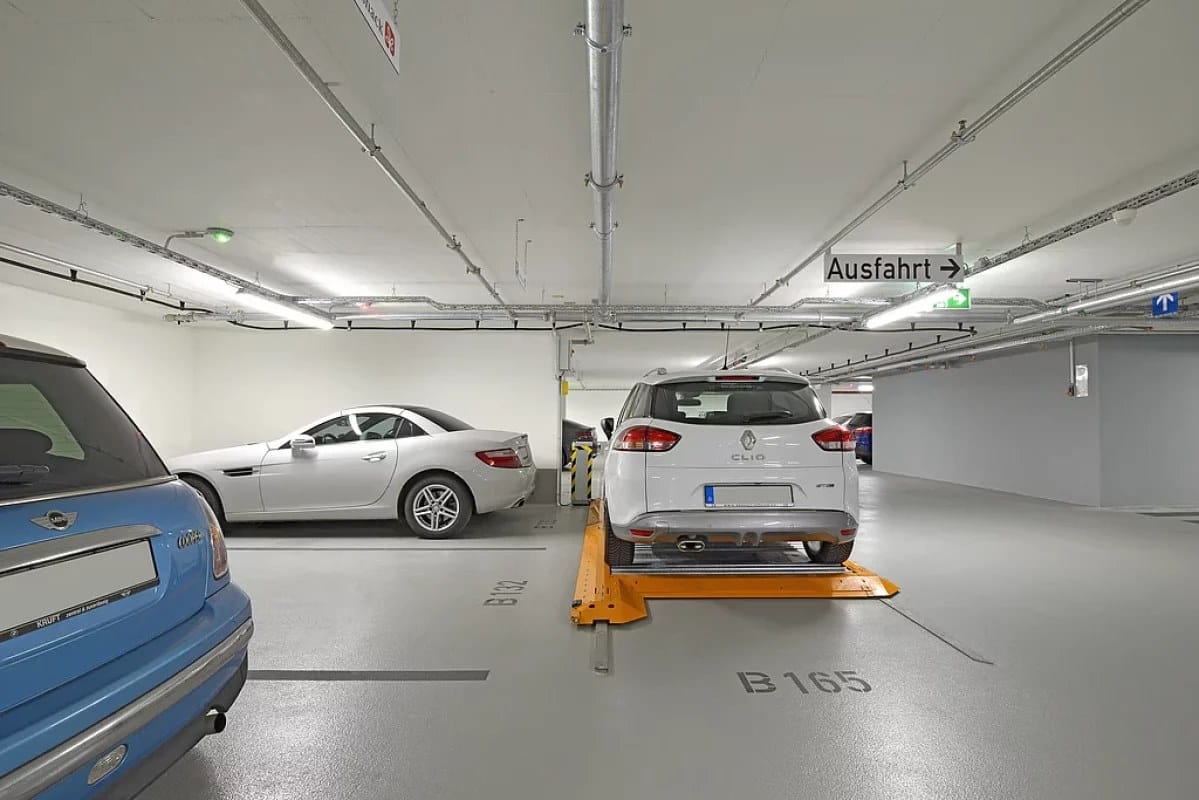 PARKBOARD PQ PARKING PALLET Rotating, moving platform for car By CARMEC