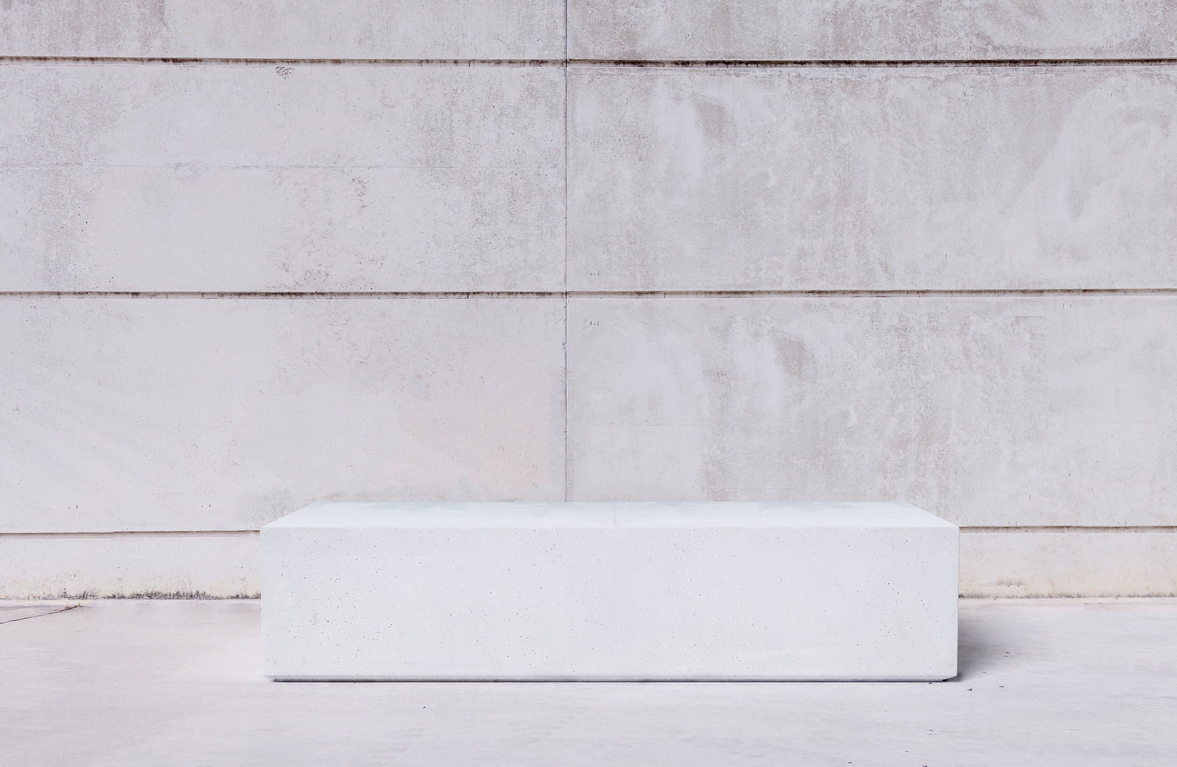 BOX TO BOX Modular backless concrete bench By SIT | design João Carvalho