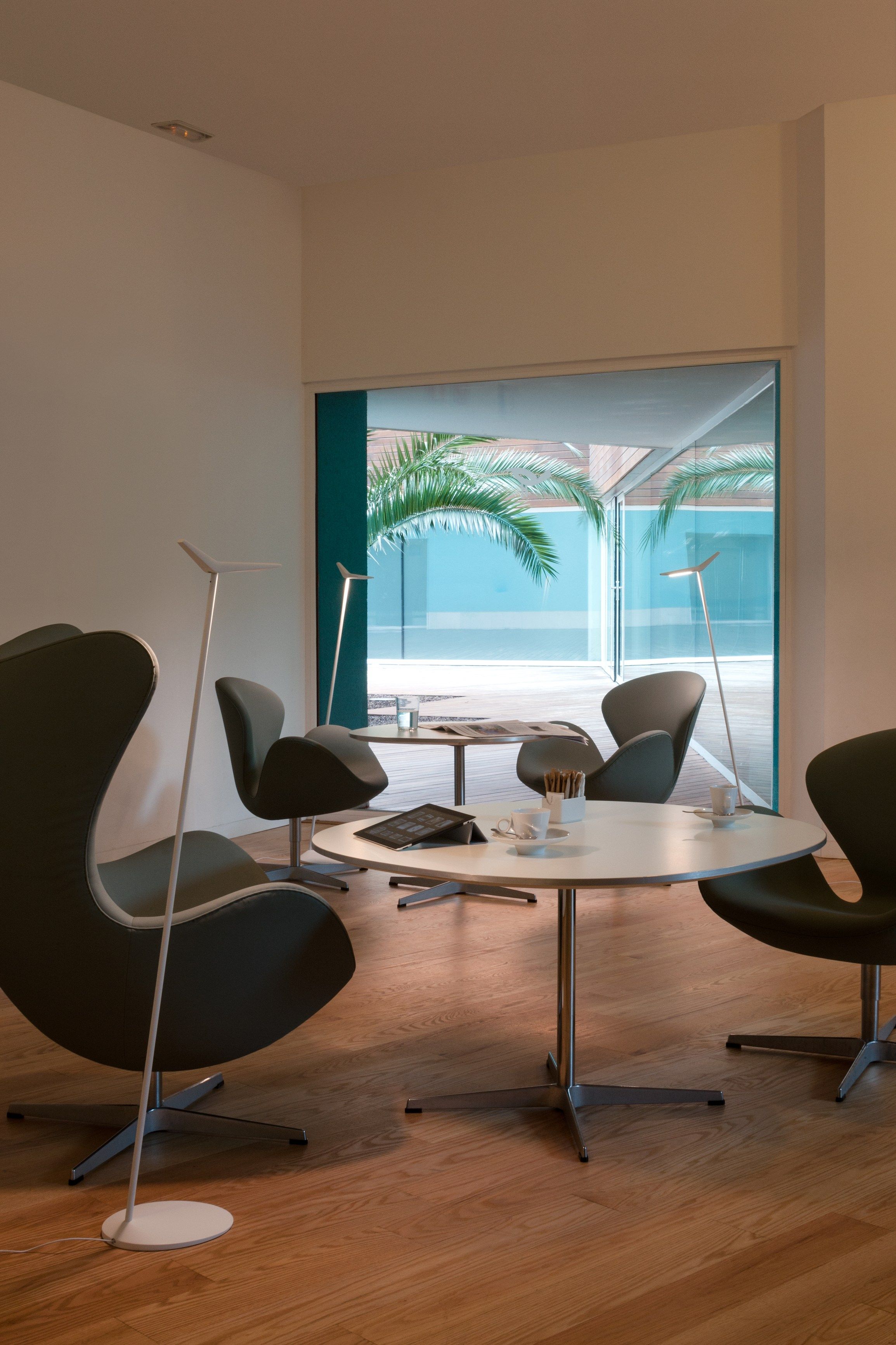 Reading floor lamp SKAN 0250 By Vibia design Lievore Altherr Molina