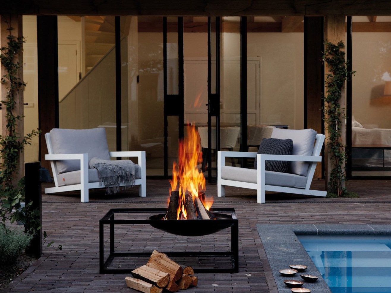 Powder coated steel barbecue / fire baskets SLIDE By KONSTANTIN ...