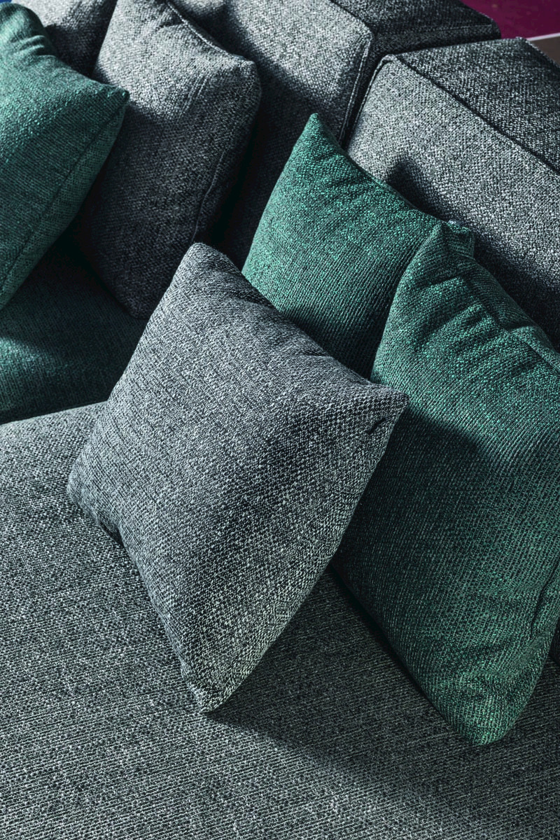 SLIDE 0413 | Sofa By Lago design Daniele Lago